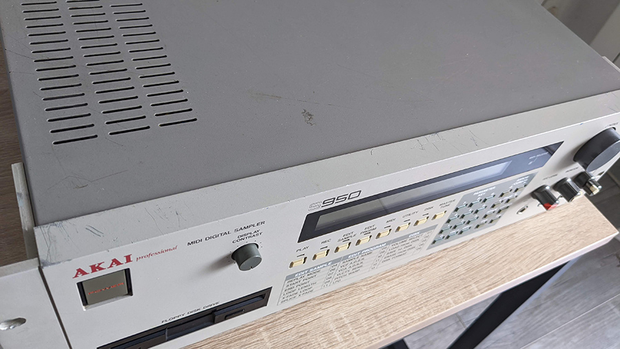 S950 - Akai Professional S950 - Audiofanzine