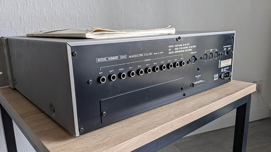 S950 - Akai Professional S950 - Audiofanzine