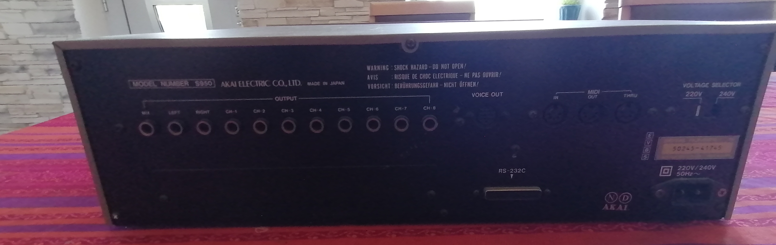 S950 - Akai Professional S950 - Audiofanzine