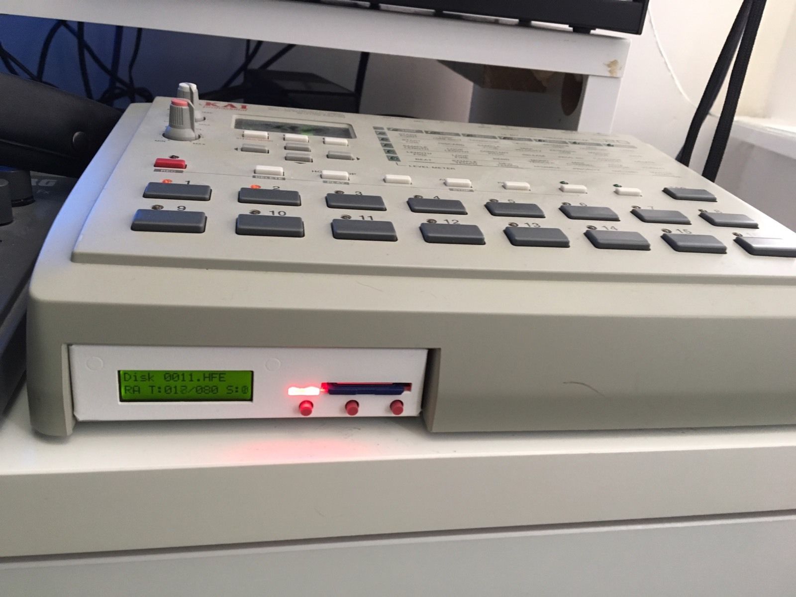 S20 - Akai S20 - Audiofanzine