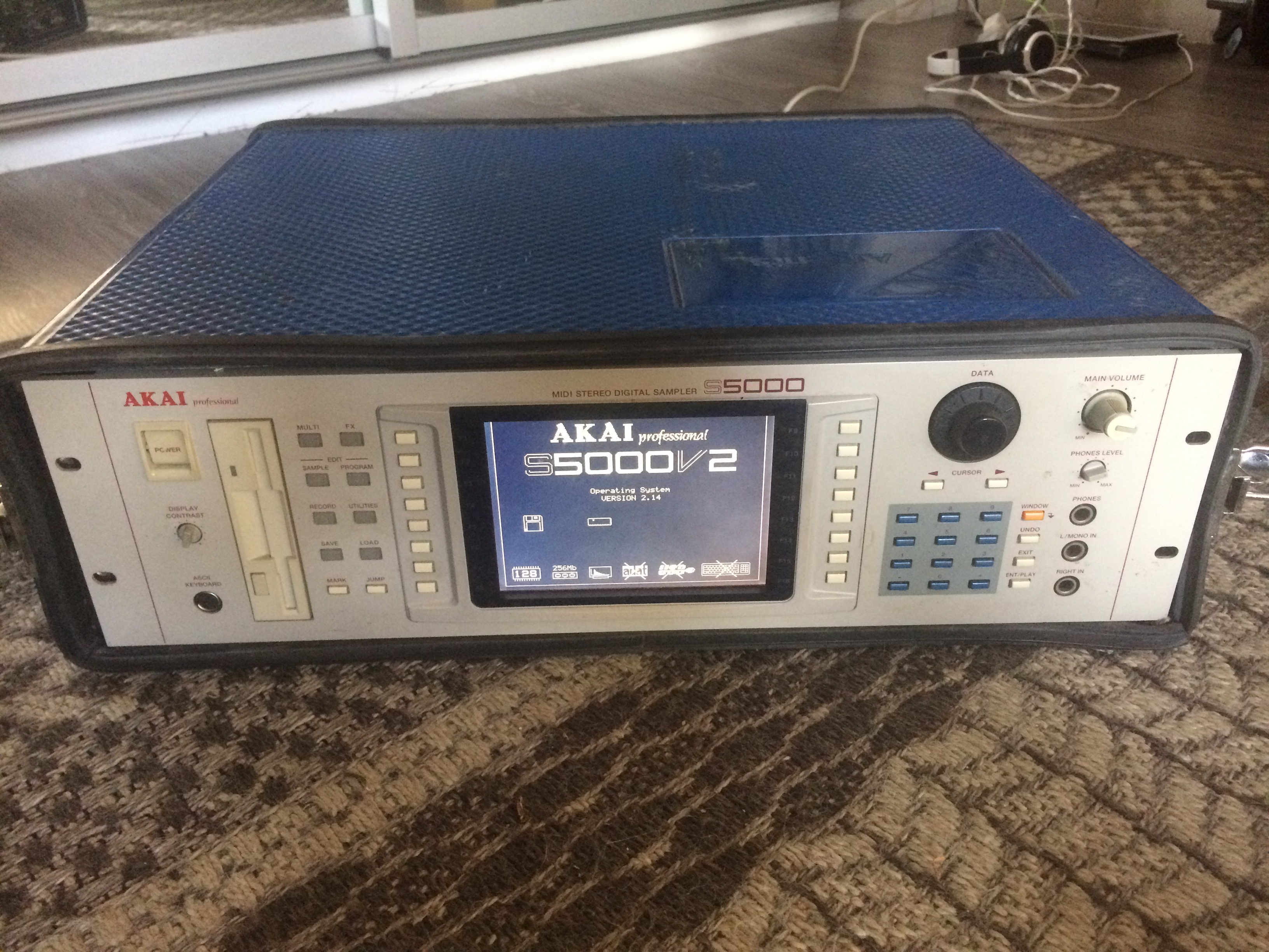 S5000 - Akai S5000 - Audiofanzine