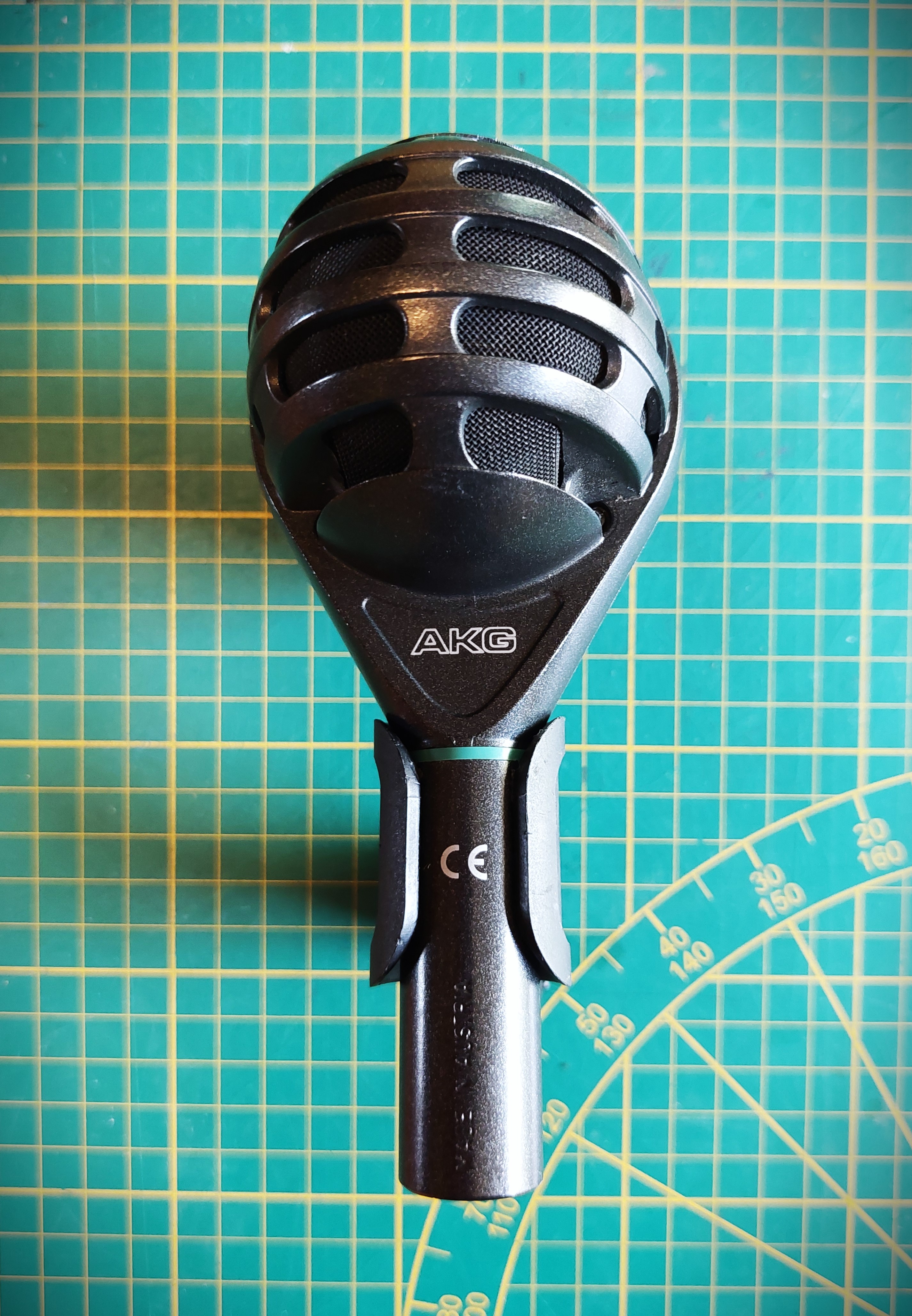 D 112 - AKG D 112 - Audiofanzine