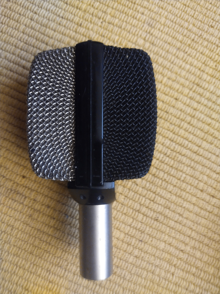 D 12 E - AKG D 12 E - Audiofanzine