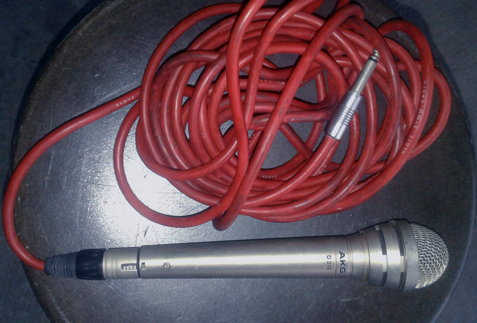 D 310 - AKG D 310 - Audiofanzine