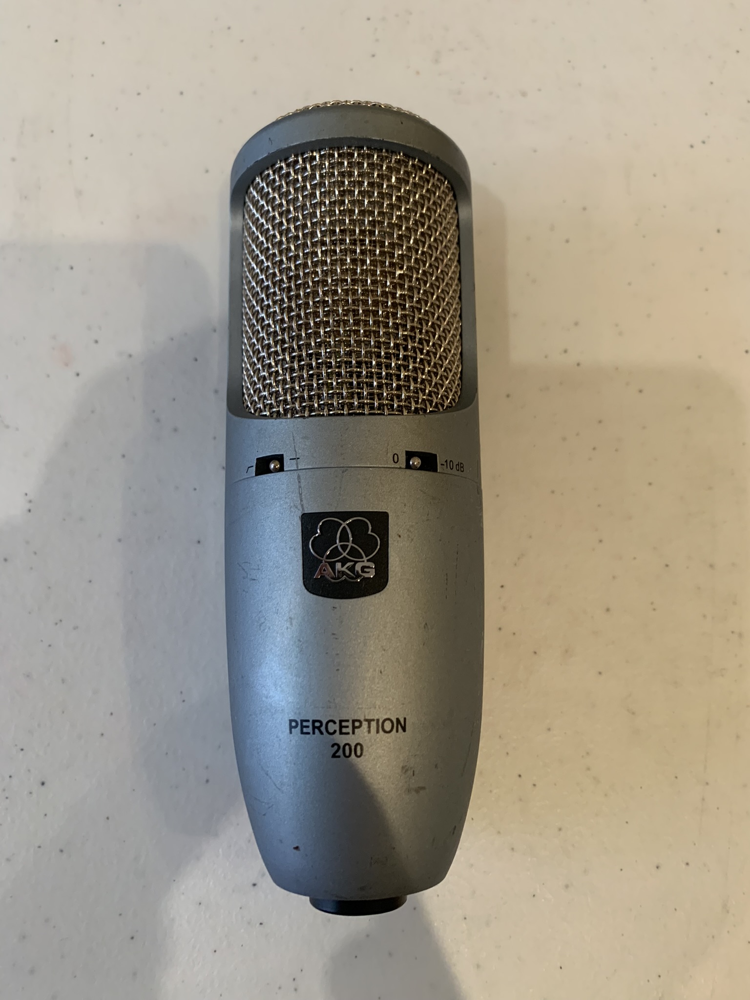 Perception 200 - AKG Perception 200 - Audiofanzine