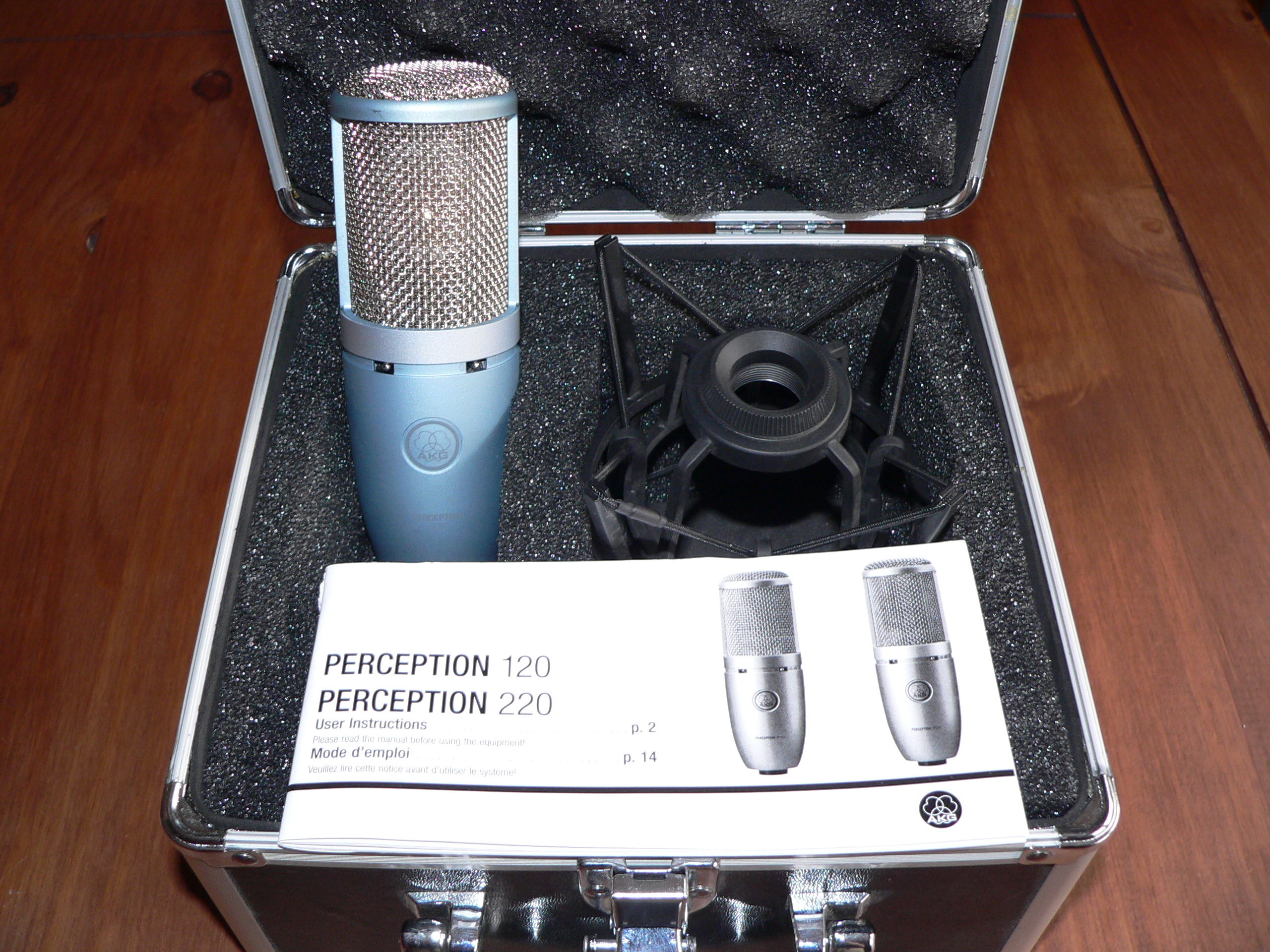 AKG Perception 220 image (#443867) - Audiofanzine