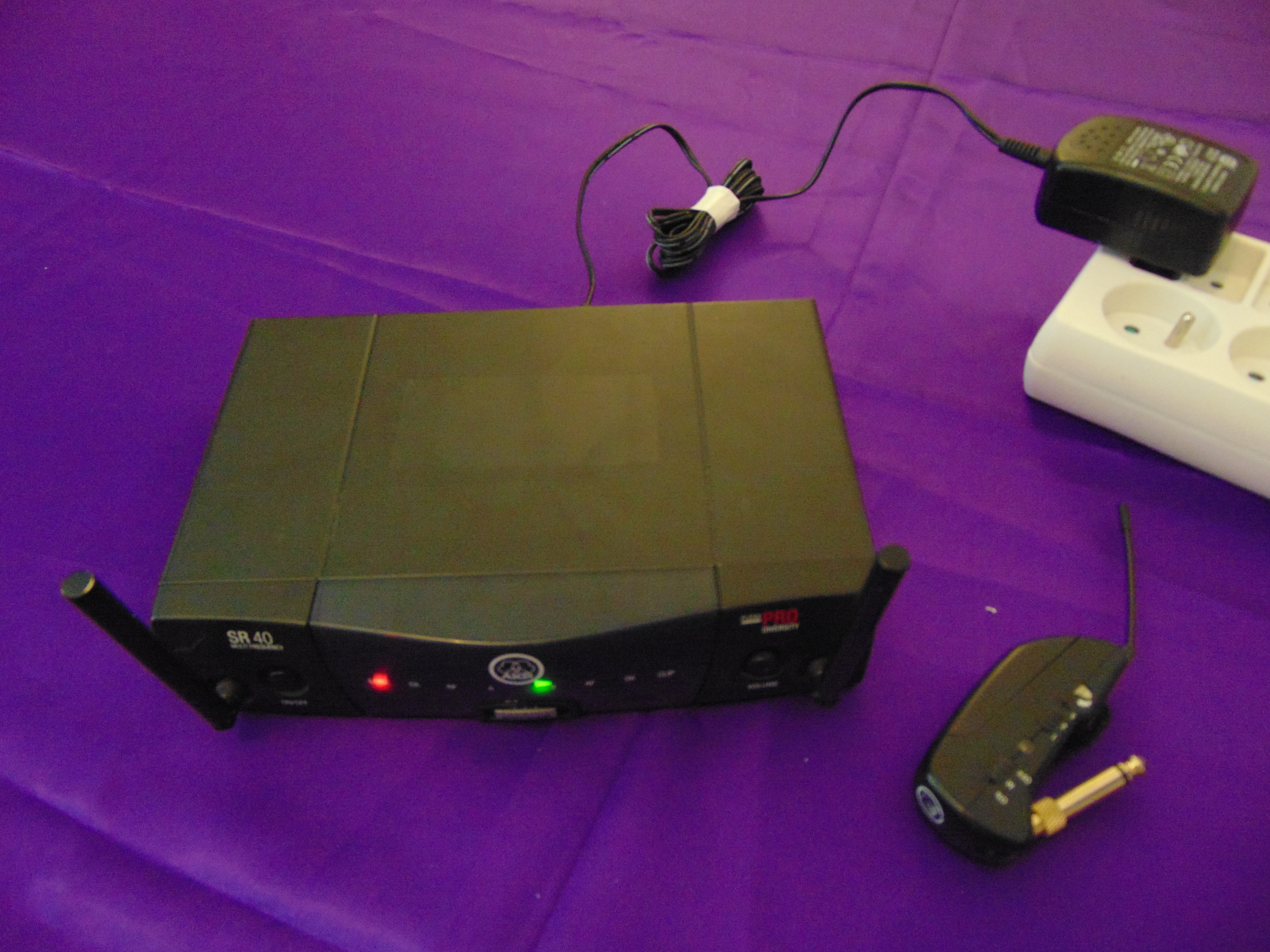 AKG SR40 Flexx Pro Diversity Multi Frequency image (#1164447 ...