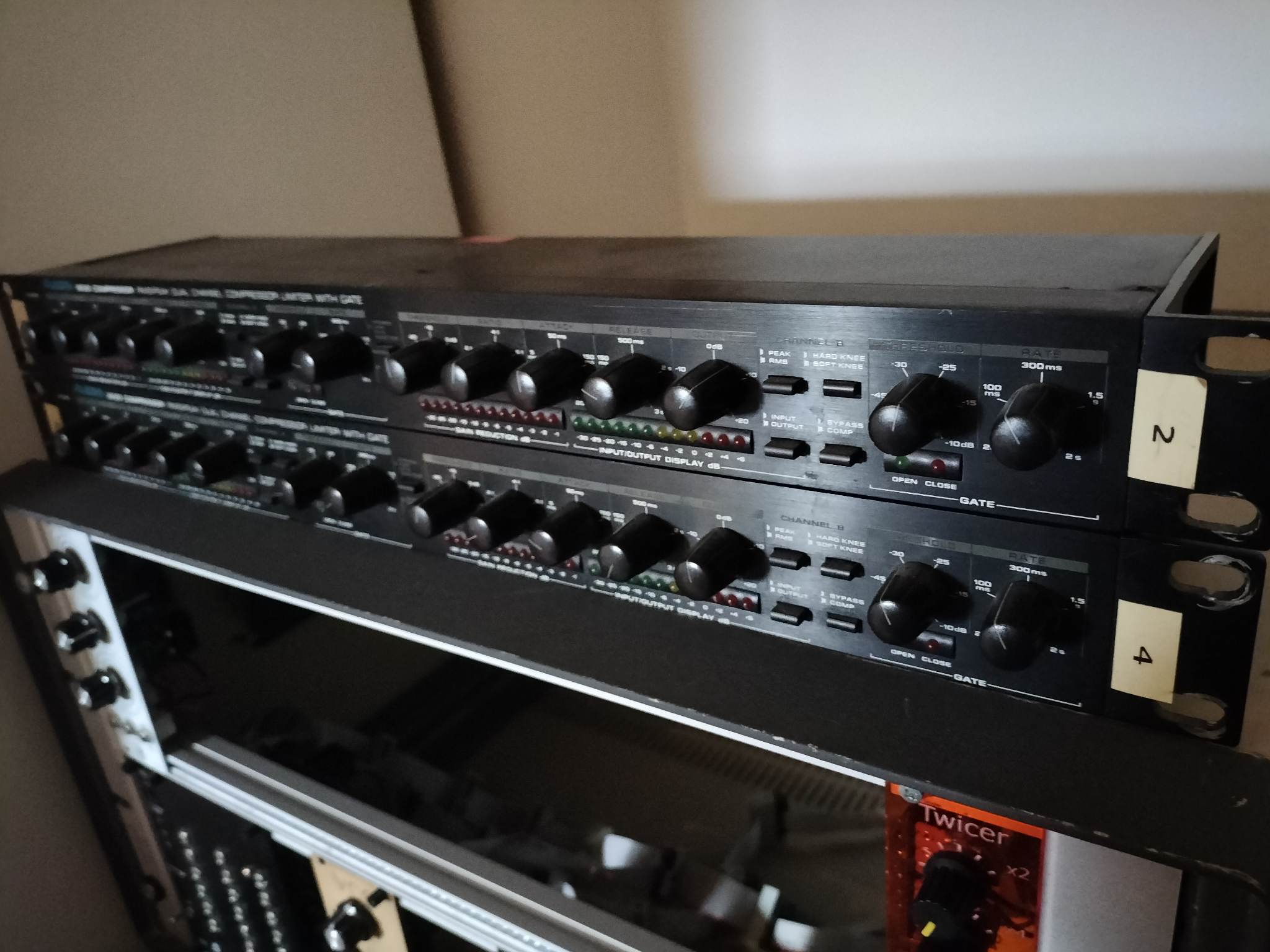 3630 Compressor - Alesis 3630 Compressor - Audiofanzine