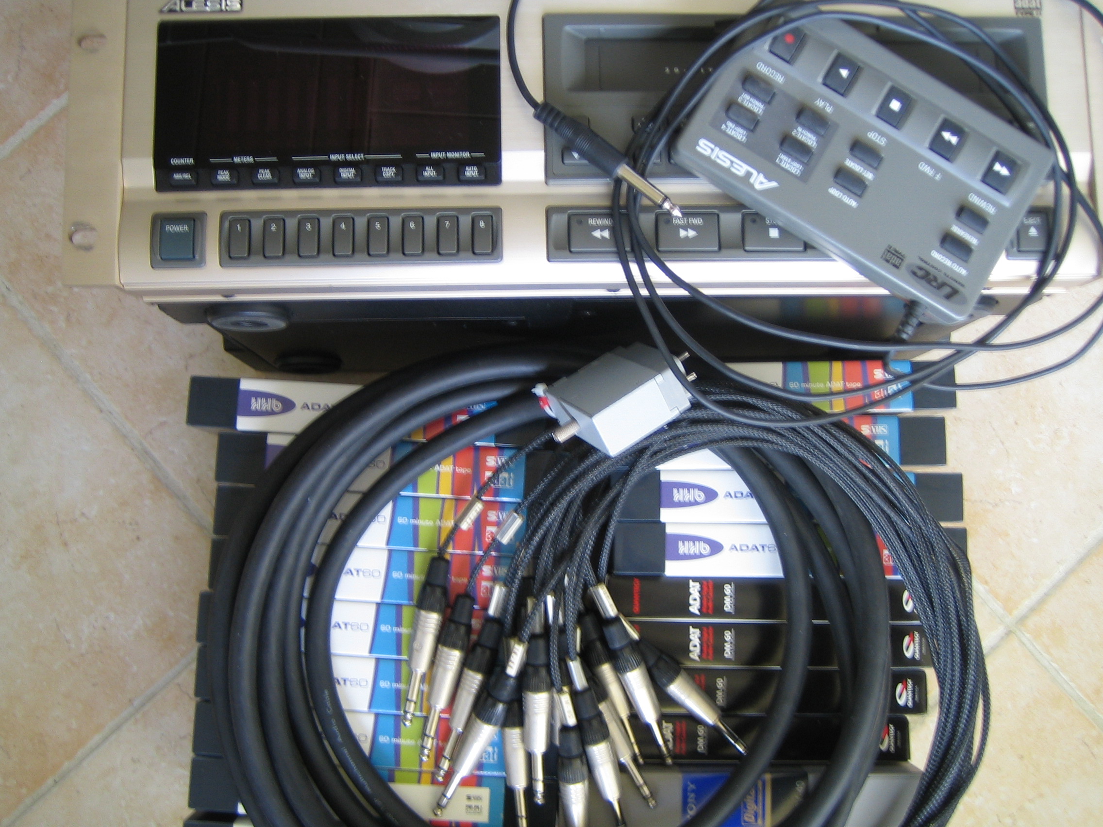 ADAT XT - Alesis ADAT XT - Audiofanzine