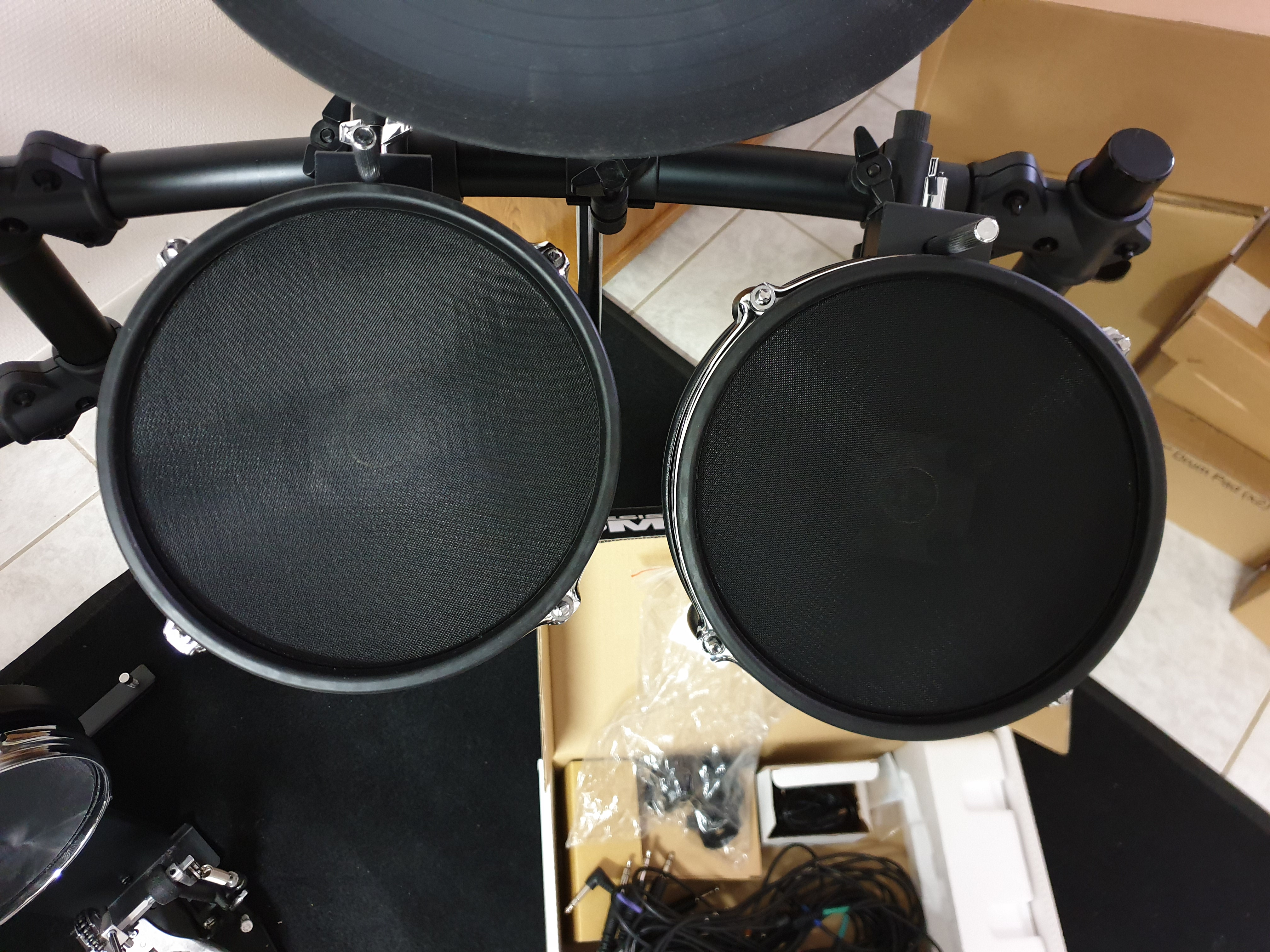 DM10 Studio Kit Mesh - Alesis DM10 Studio Kit Mesh - Audiofanzine