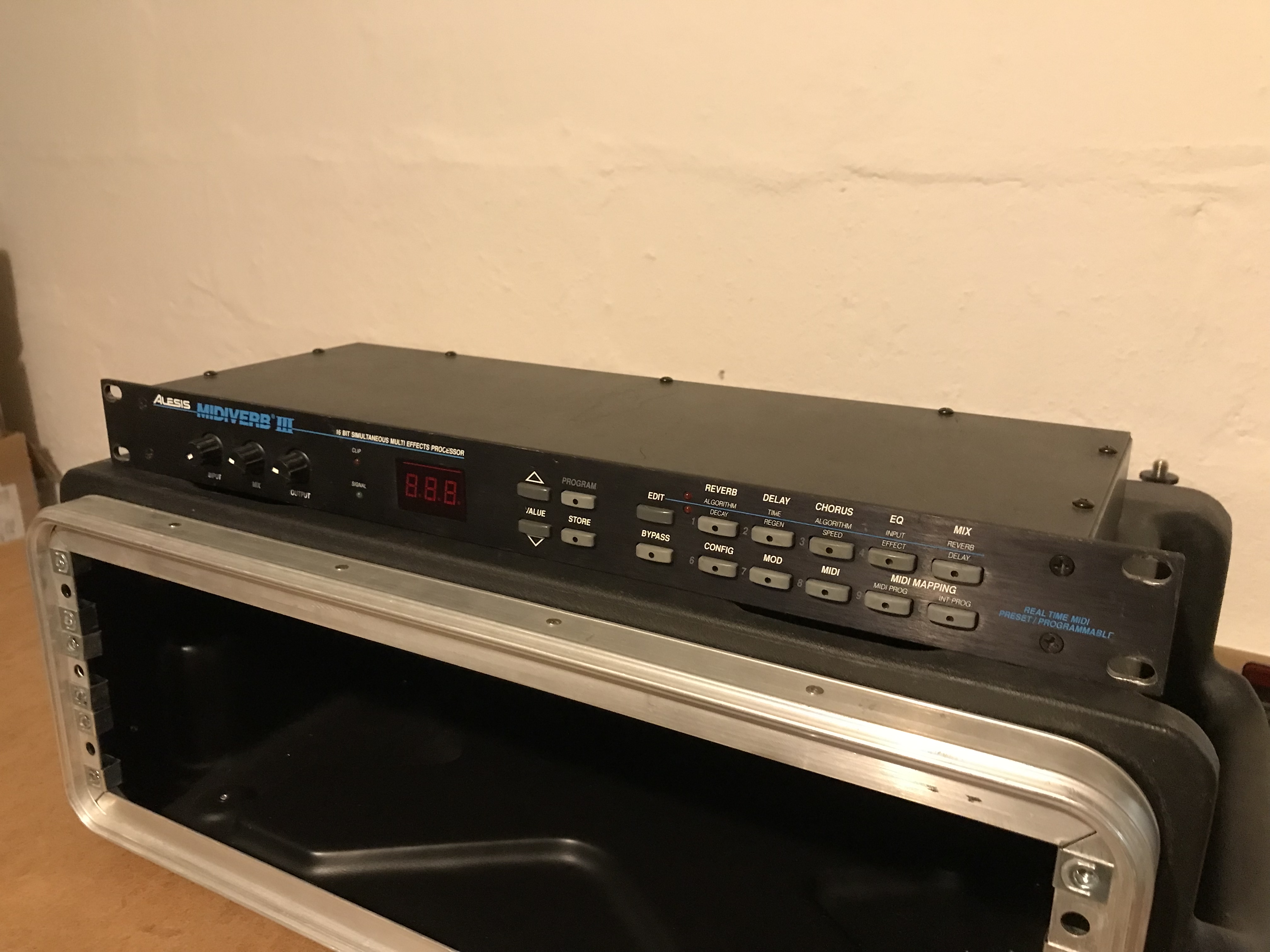 MidiVerb III - Alesis MidiVerb III - Audiofanzine