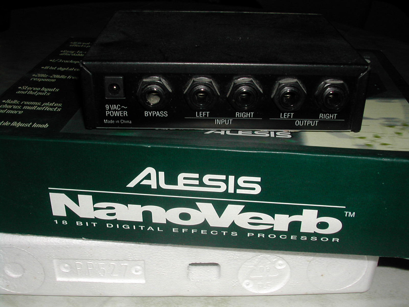NanoVerb - Alesis NanoVerb - Audiofanzine