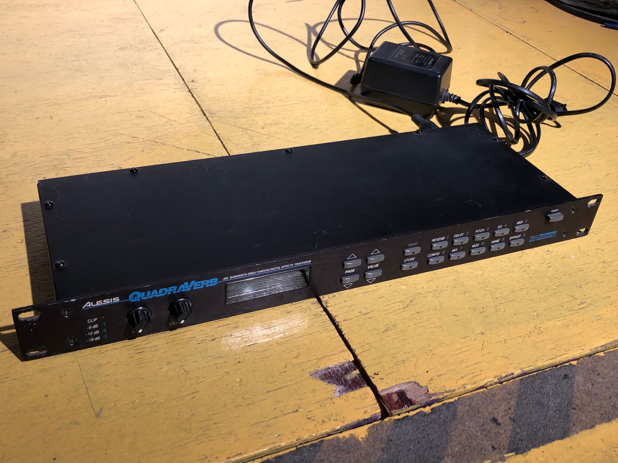 QUADRAVERB II - Alesis QuadraVerb II - Audiofanzine