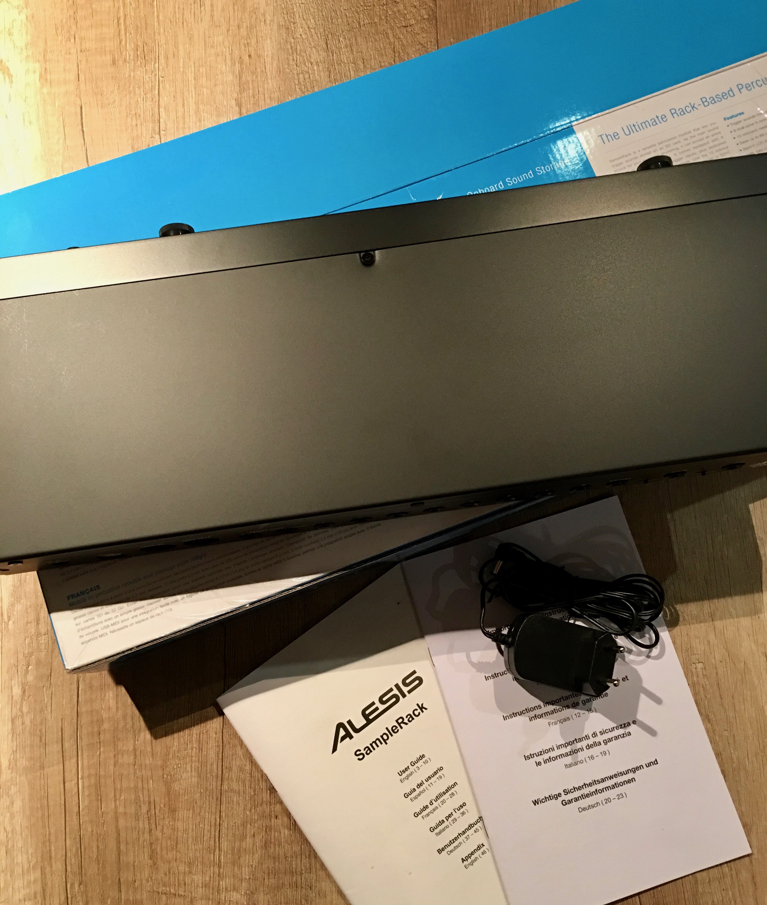 SAMPLE RACK - Alesis Sample Rack - Audiofanzine