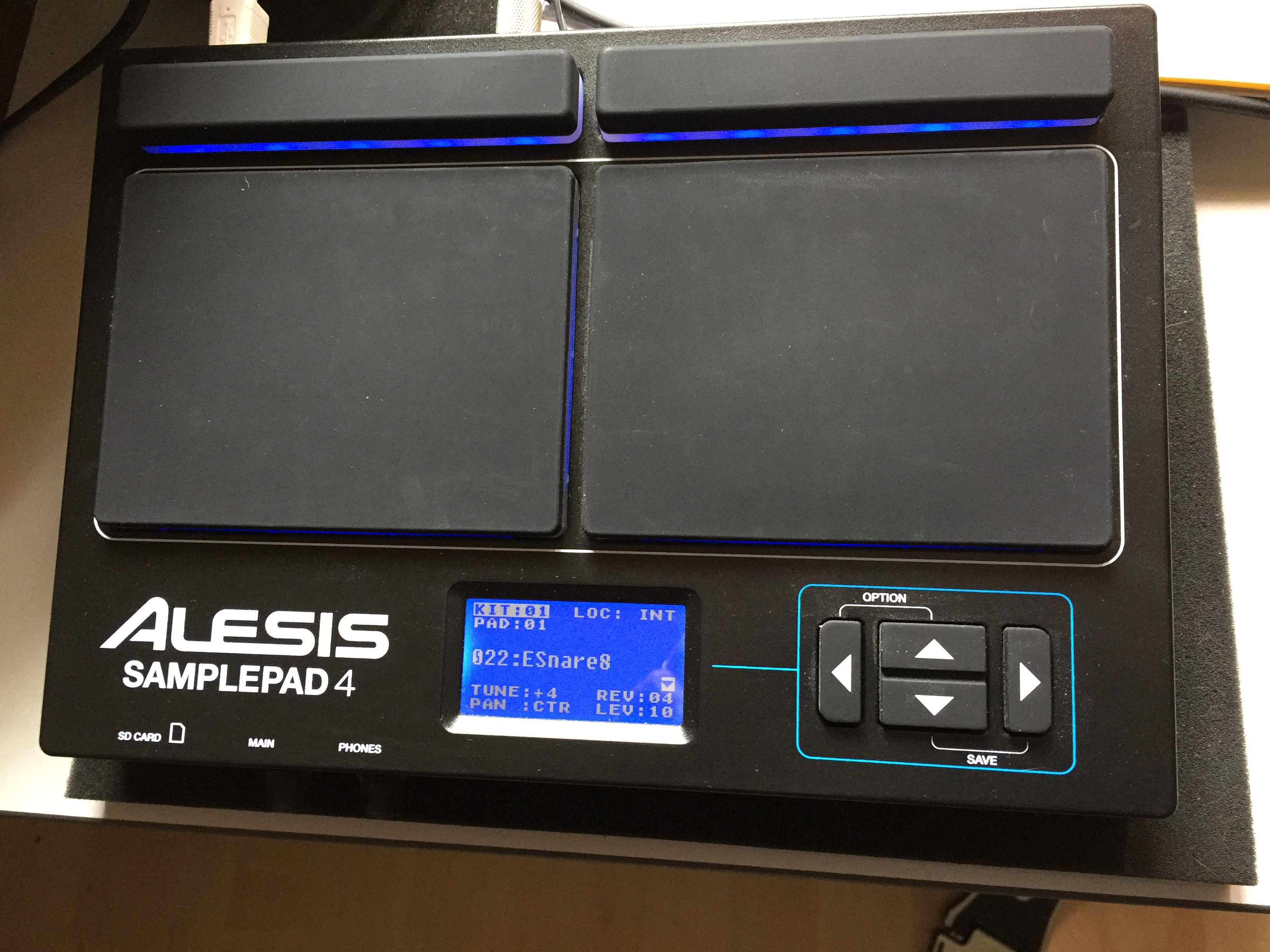 SAMPLEPAD 4 - Alesis SamplePad 4 - Audiofanzine