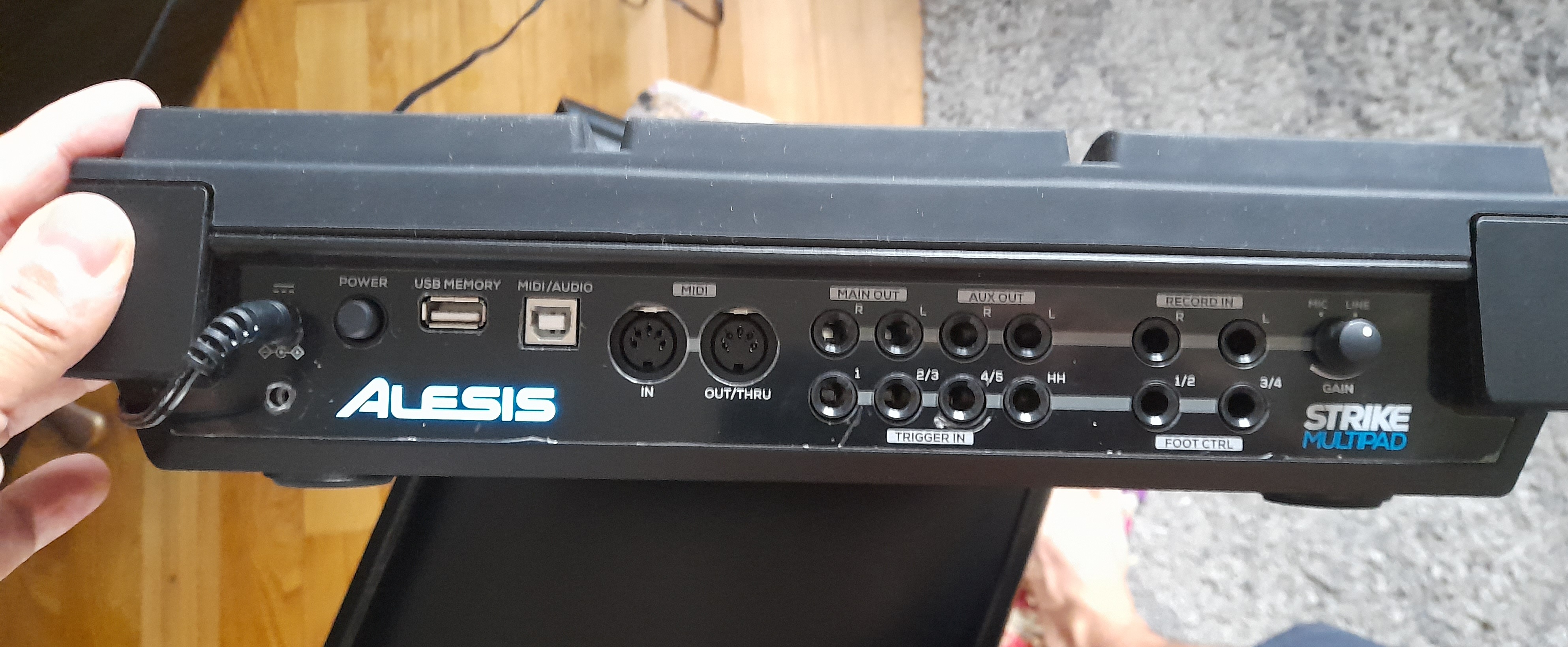 Strike MultiPad - Alesis Strike MultiPad - Audiofanzine