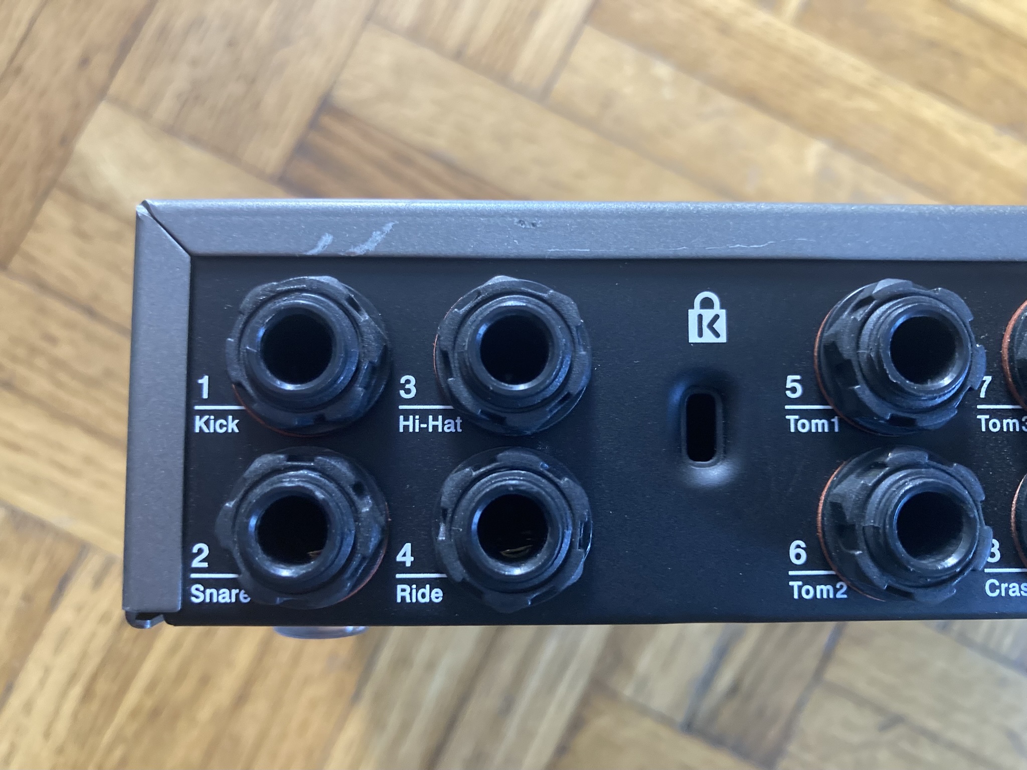 Trigger I/O - Alesis Trigger I/O - Audiofanzine