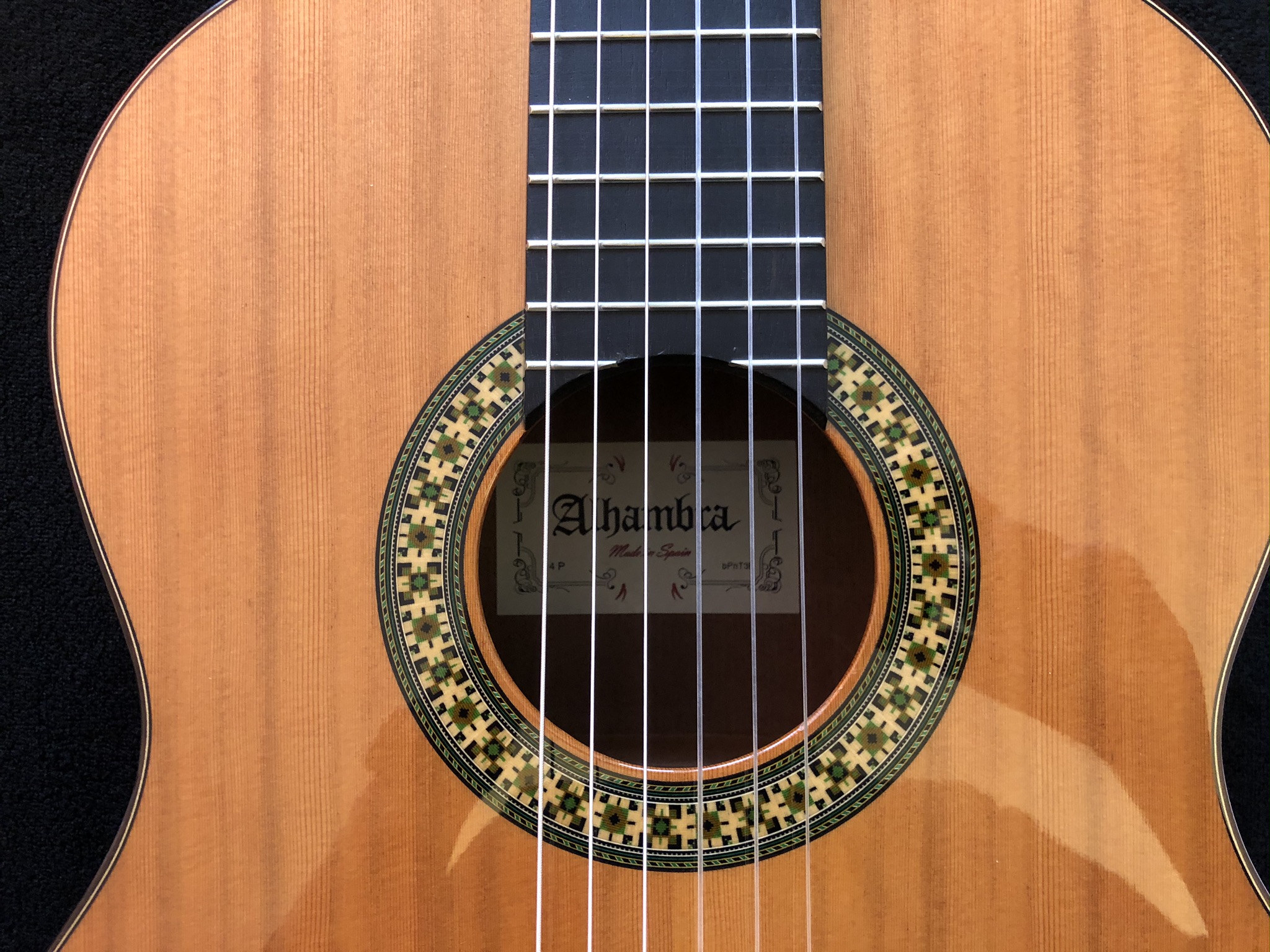 4P - Alhambra Guitars 4P - Audiofanzine