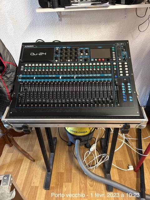 Qu-24 - Allen & Heath Qu-24 - Audiofanzine