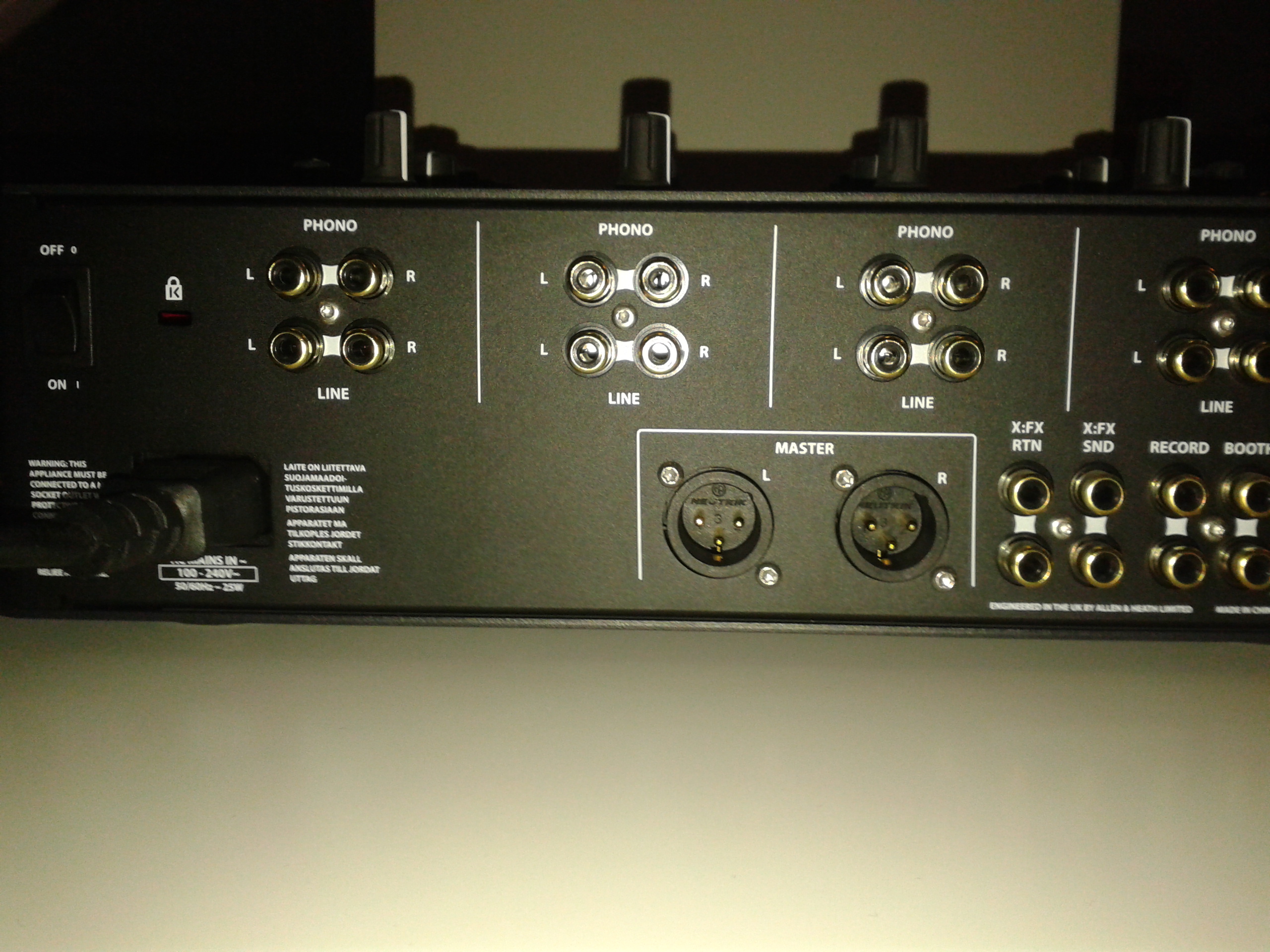 XONE:43 - Allen & Heath Xone:43 - Audiofanzine