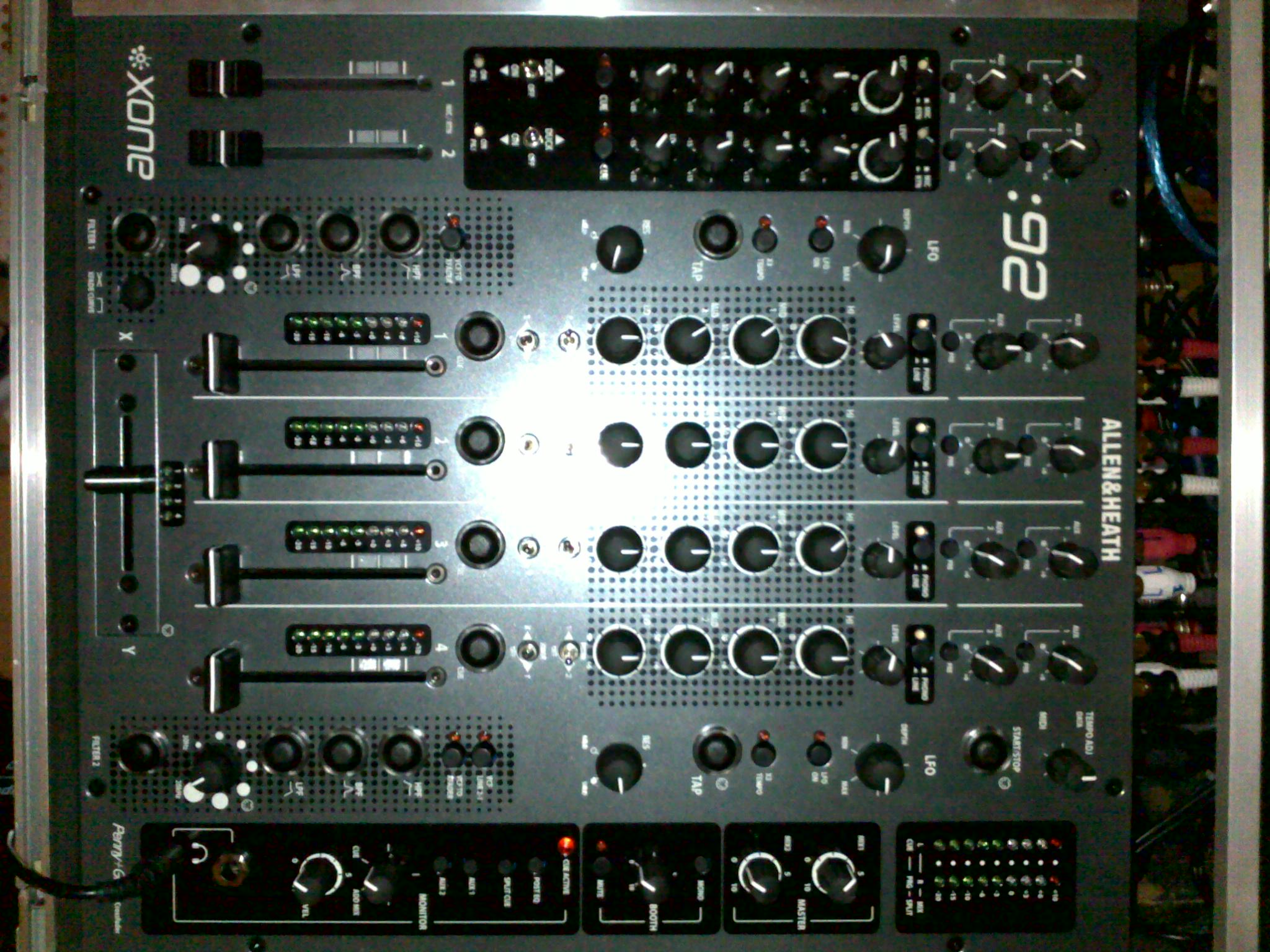 Photo Allen & Heath Xone:92 : Allen & Heath Xone:92 (99827) (#435183 ...