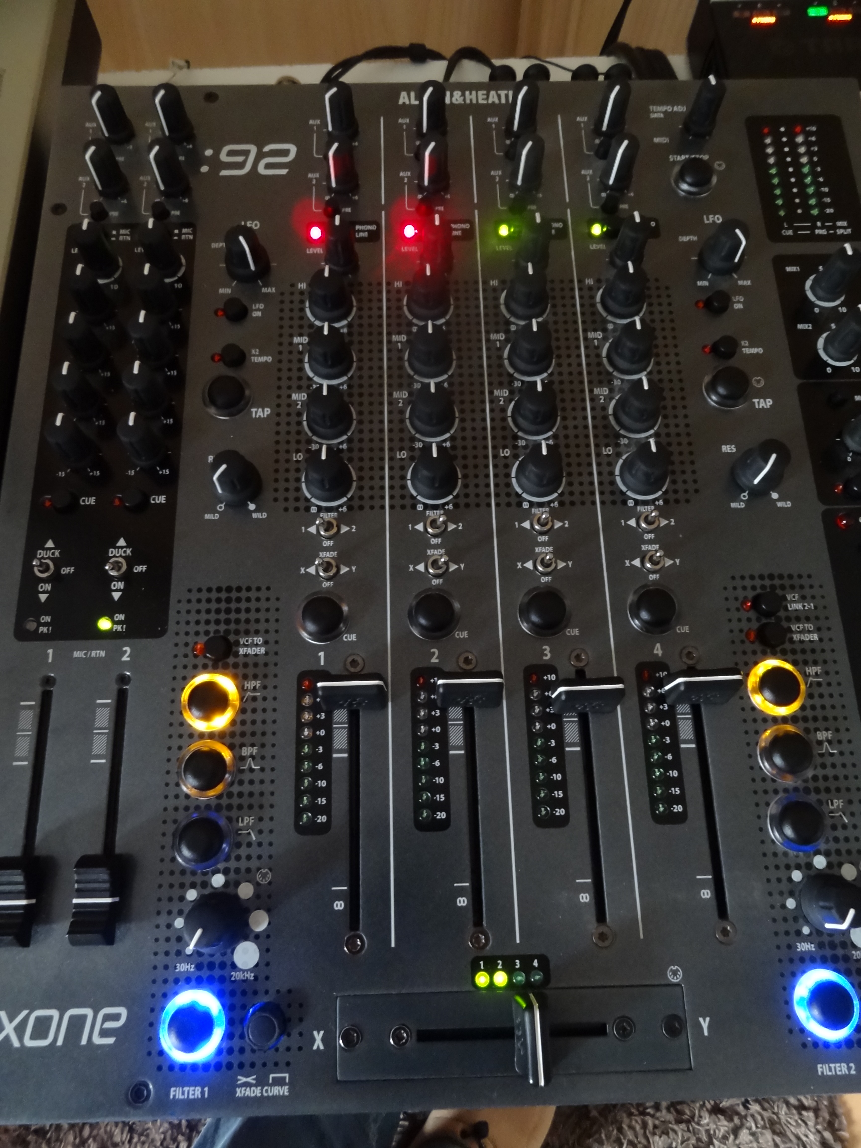 Allen & Heath Xone:92 (Old Design) image (#341435) - Audiofanzine