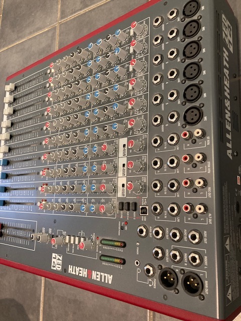 ZED-14 - Allen & Heath ZED-14 - Audiofanzine