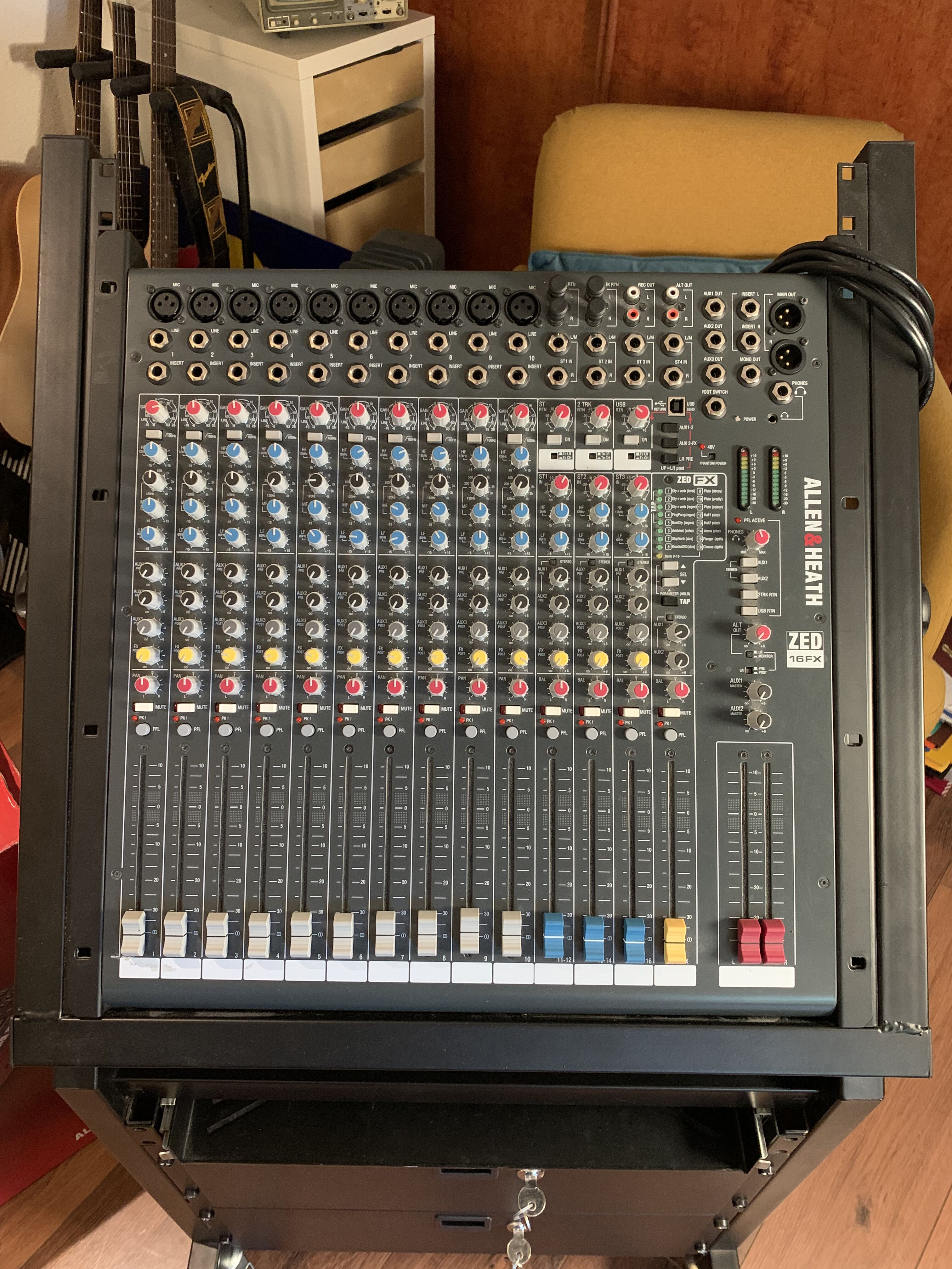 ZED-16FX - Allen & Heath ZED-16FX - Audiofanzine