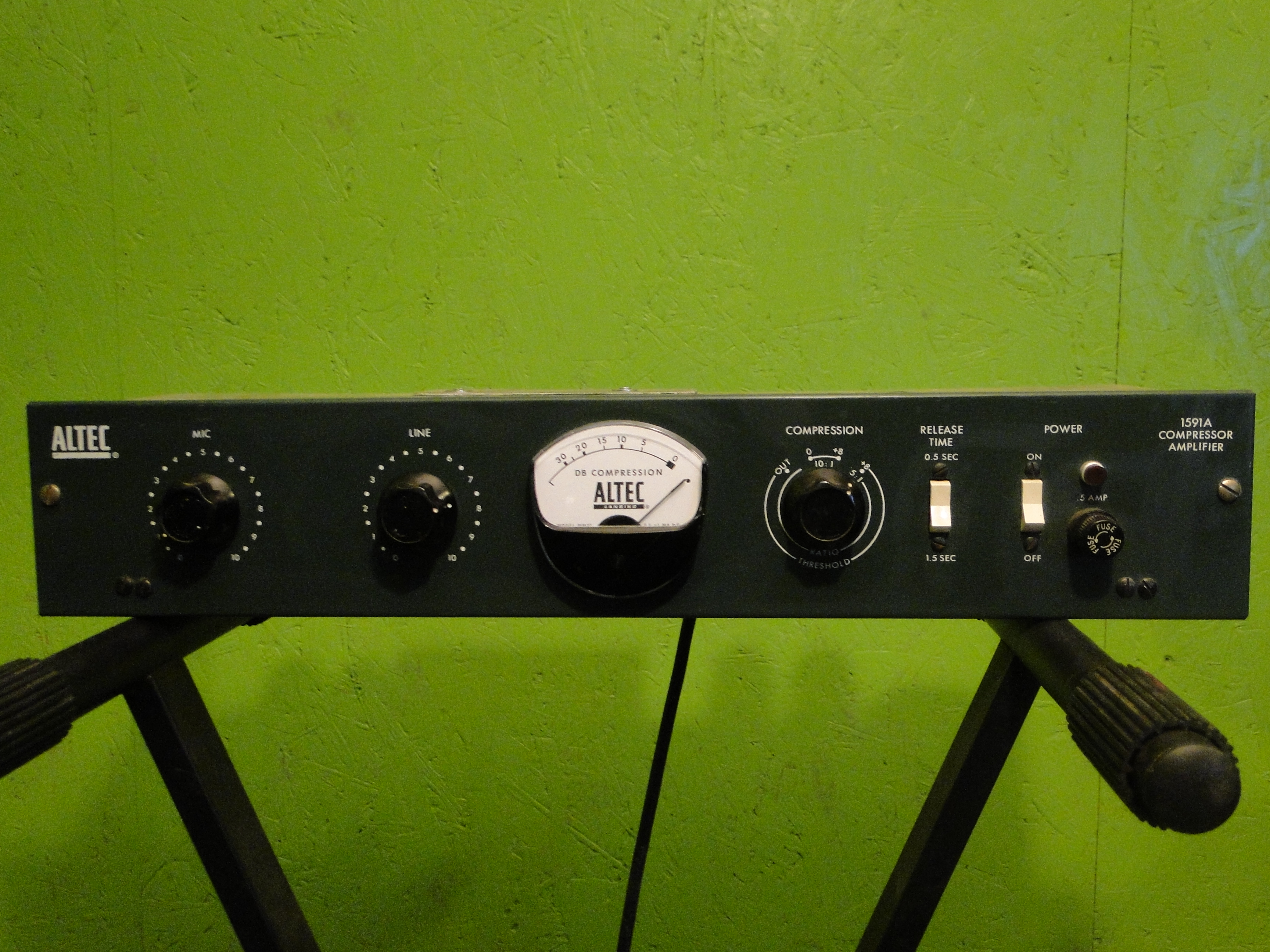 1591A - Altec Lansing 1591A - Audiofanzine