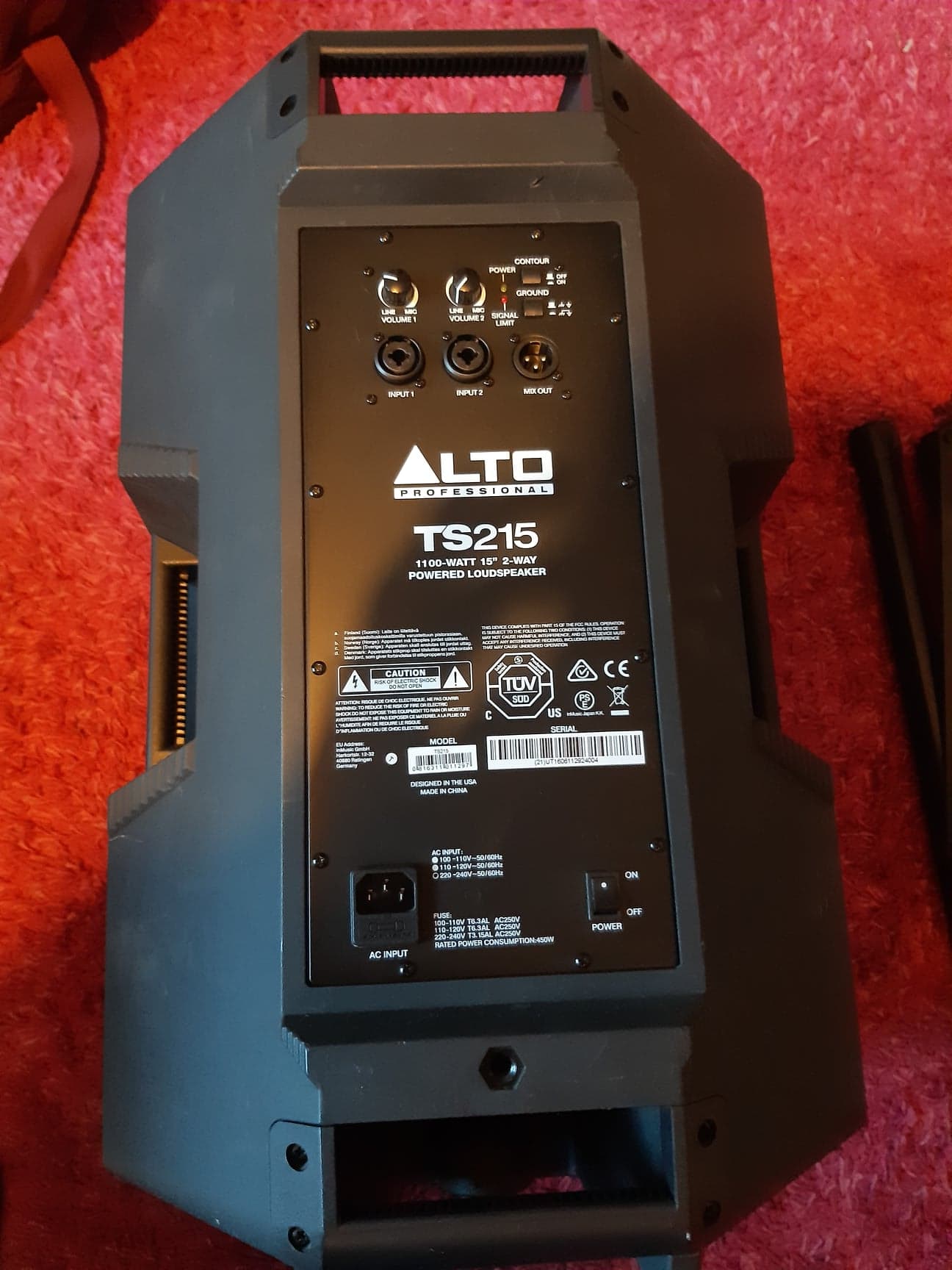 TS215 - Alto Professional TS215 - Audiofanzine