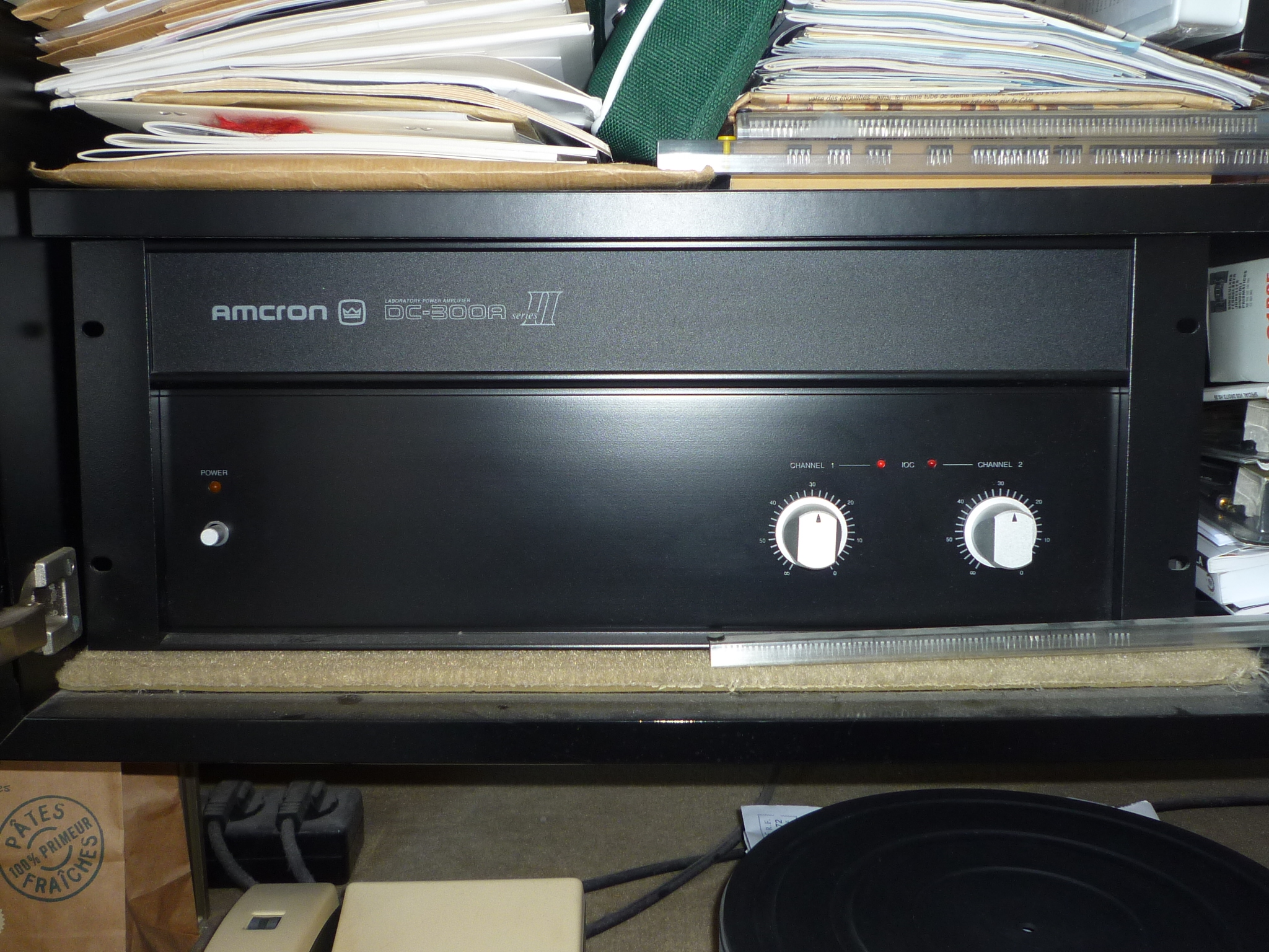 DC-300A II - Amcron DC-300A II - Audiofanzine