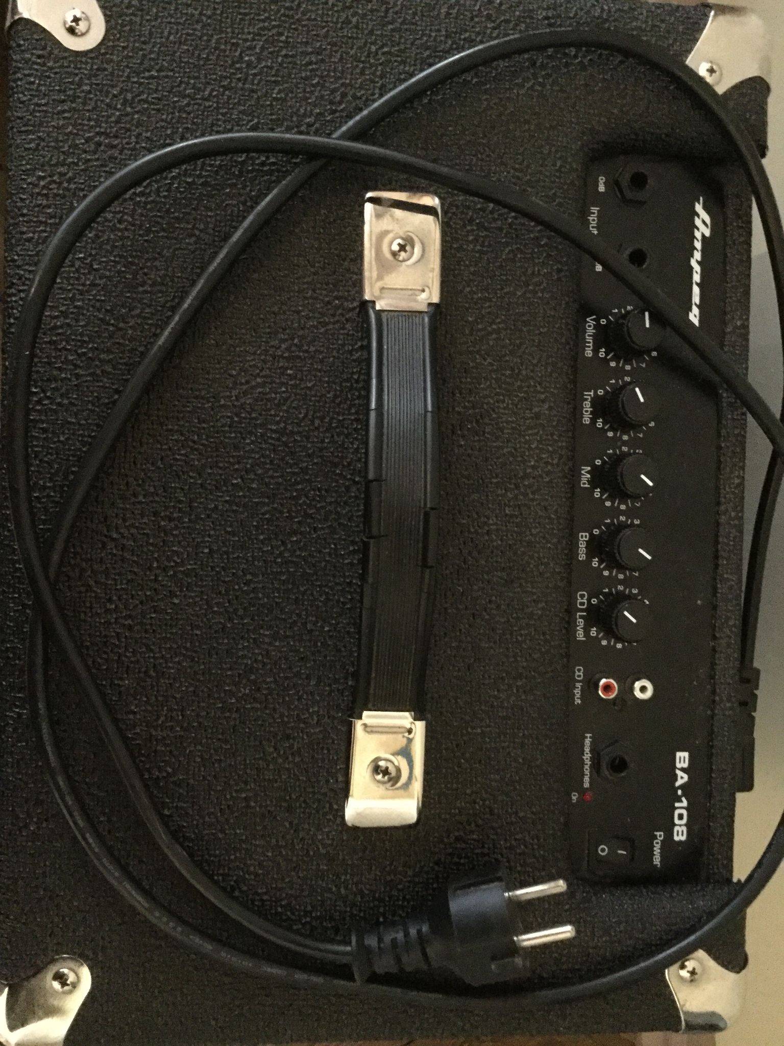 BA-108 - Ampeg BA-108 - Audiofanzine