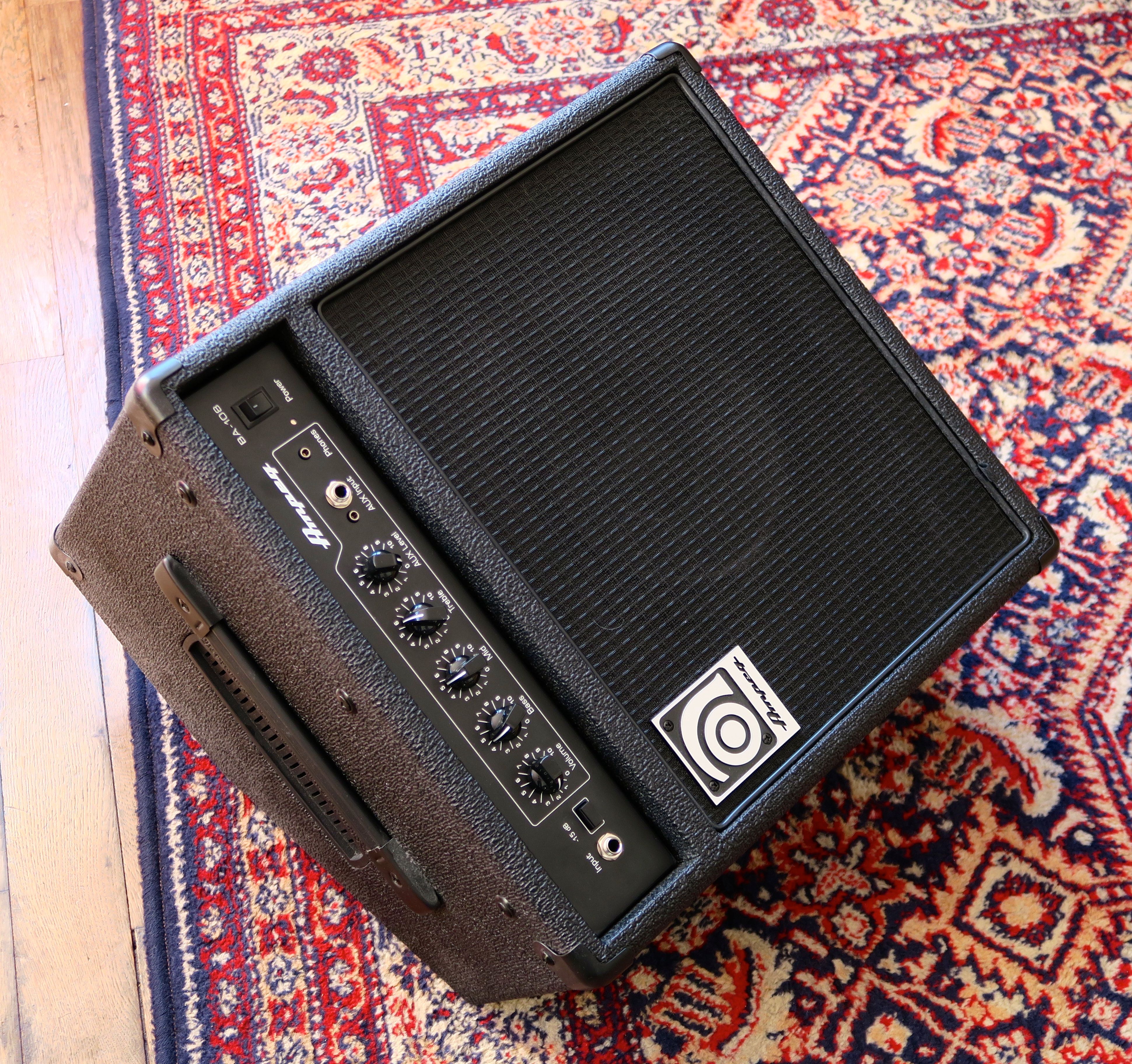 BA-108 V2 - Ampeg BA-108 v2 - Audiofanzine