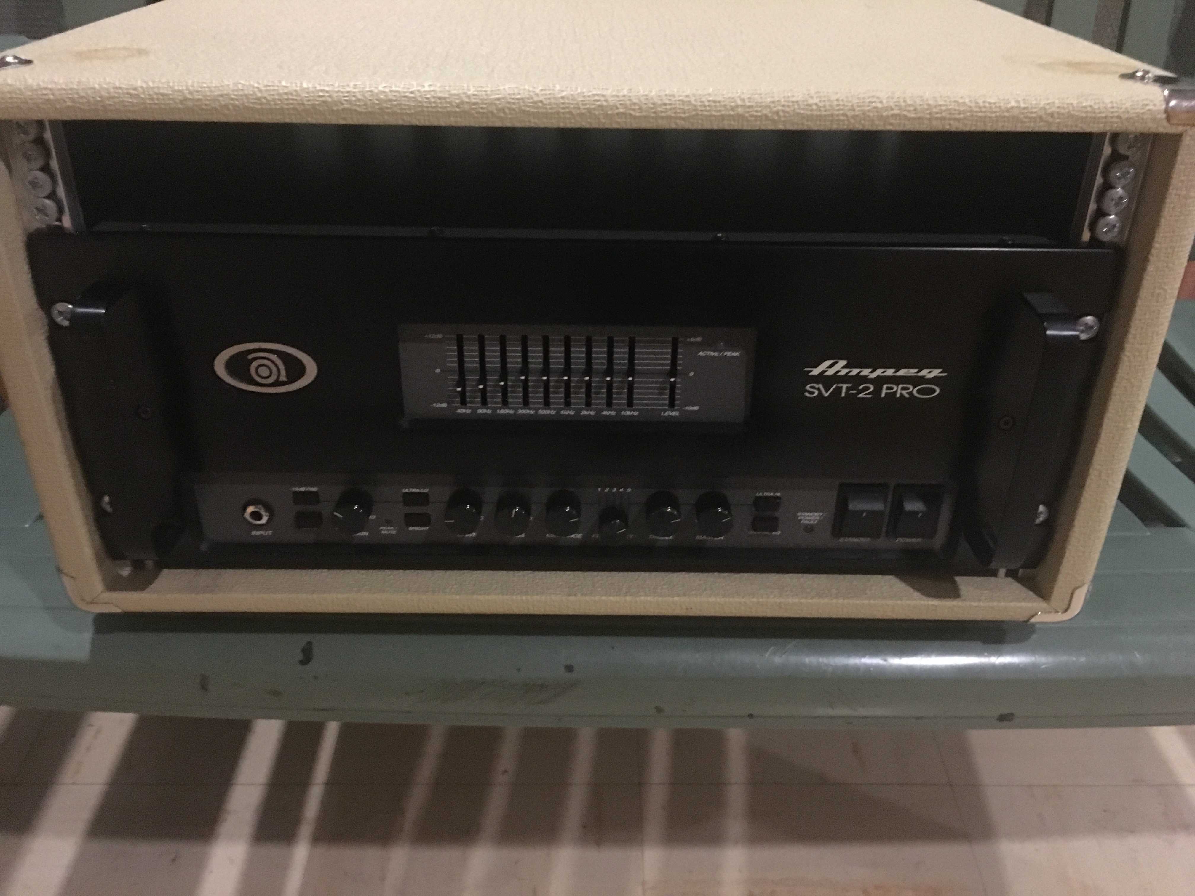 SVT-2 PRO - Ampeg SVT-2 Pro - Audiofanzine