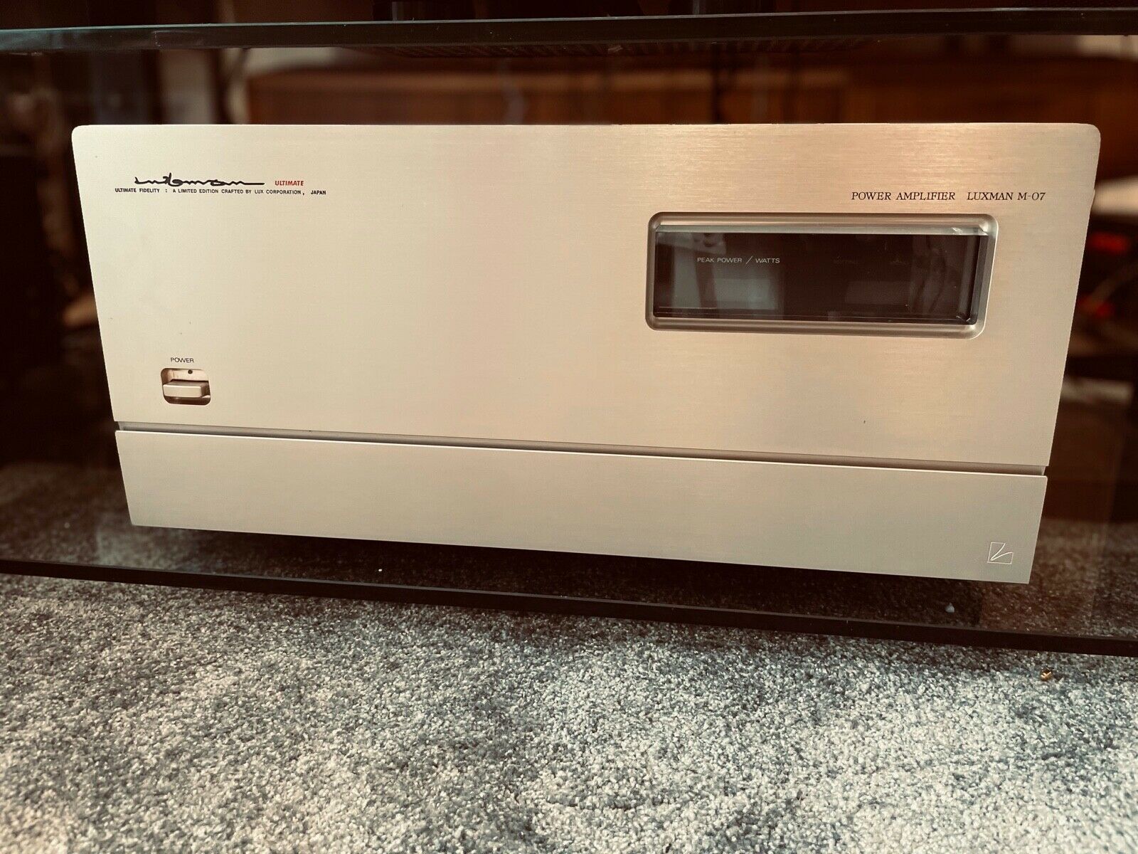 Luxman M-07 occasion (Rhône-Alpes) - Audiofanzine