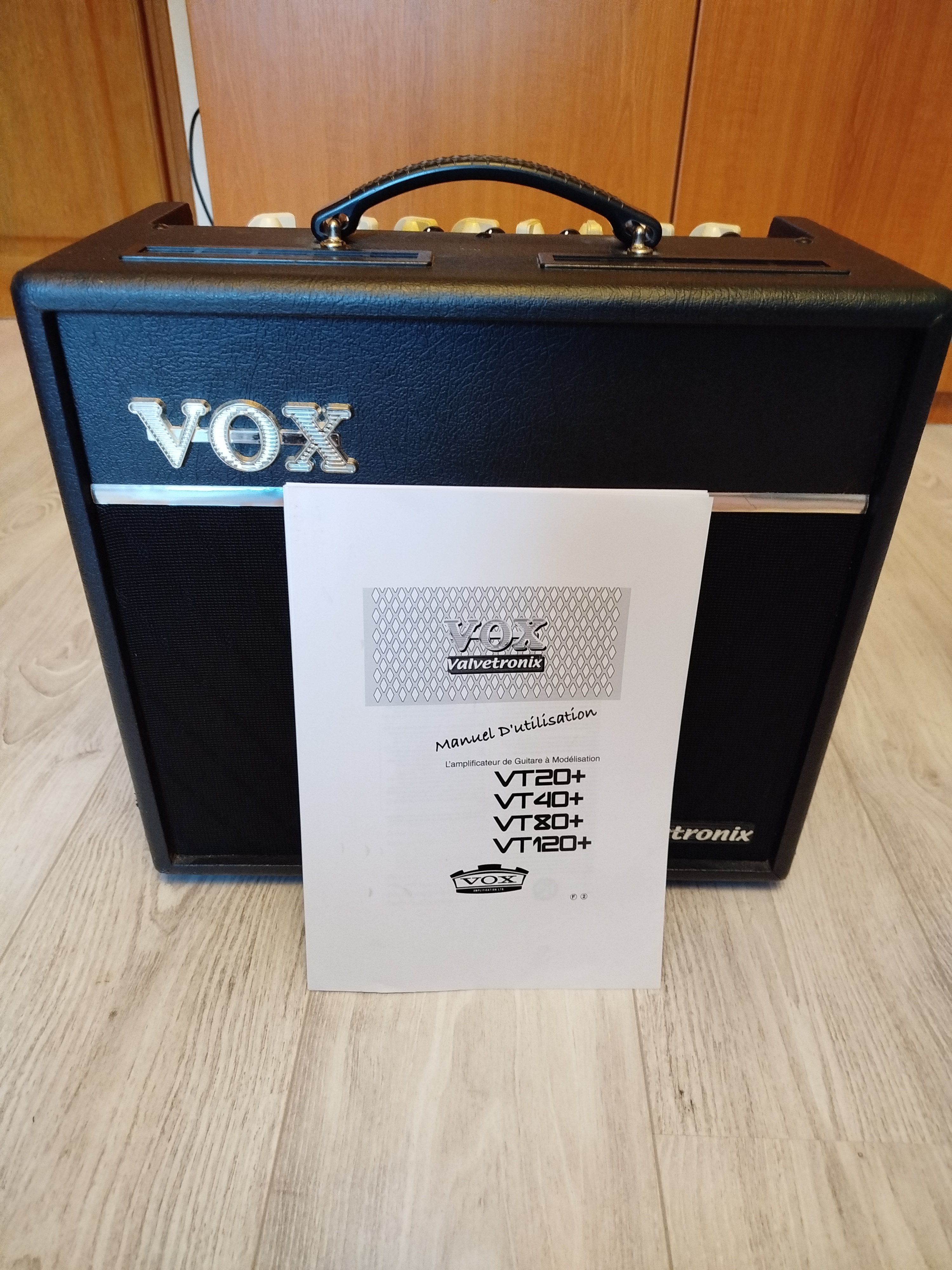 Vox valvetronix 40+ occasion (Lorraine) - Audiofanzine