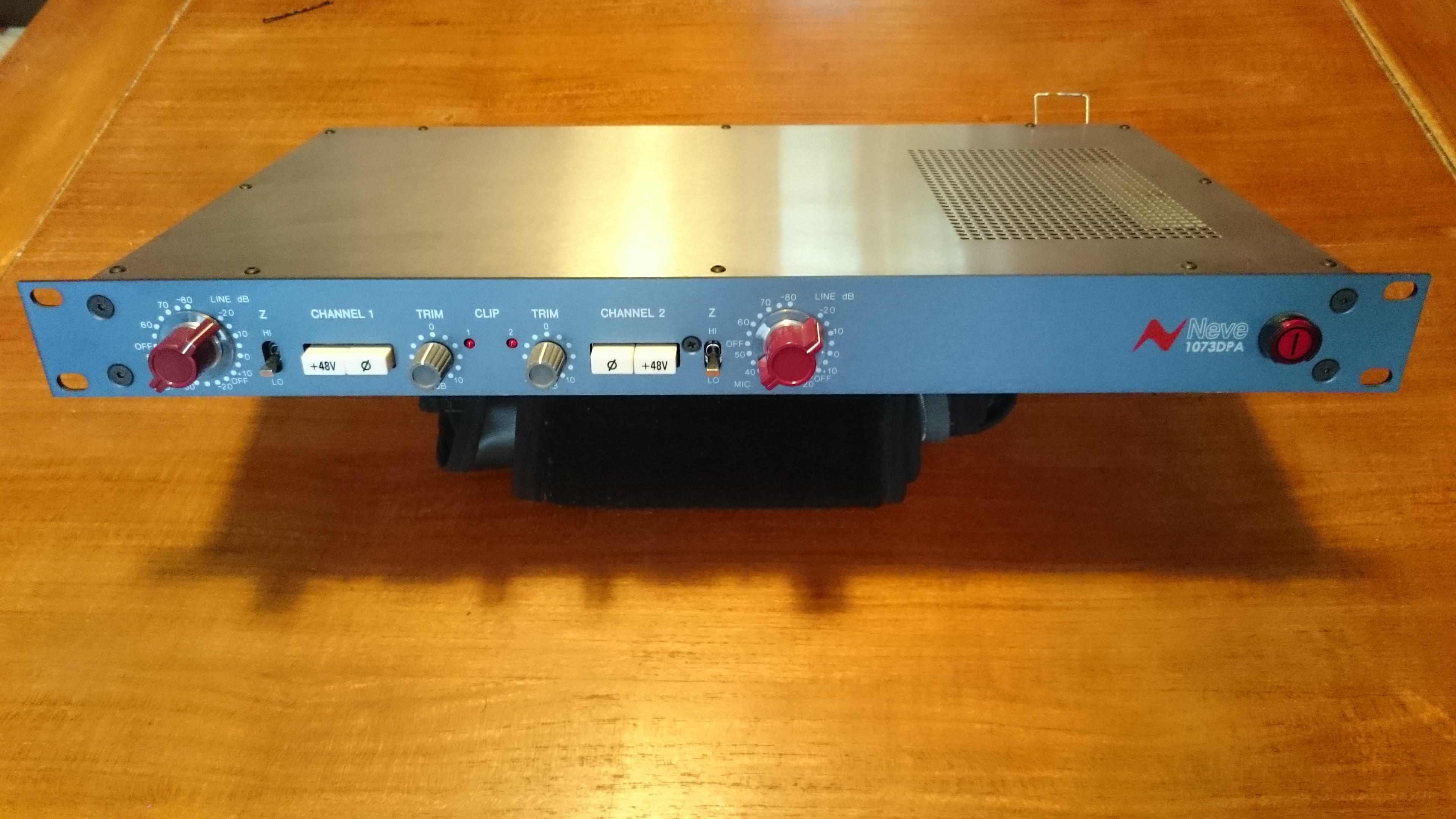 1073 DPA - AMS-Neve 1073 DPA - Audiofanzine