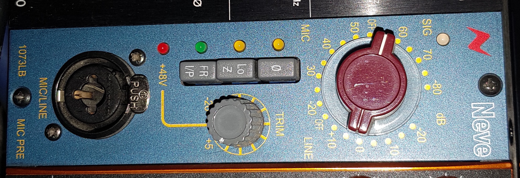 1073LB Mono Mic Preamp module AMS-Neve - Audiofanzine