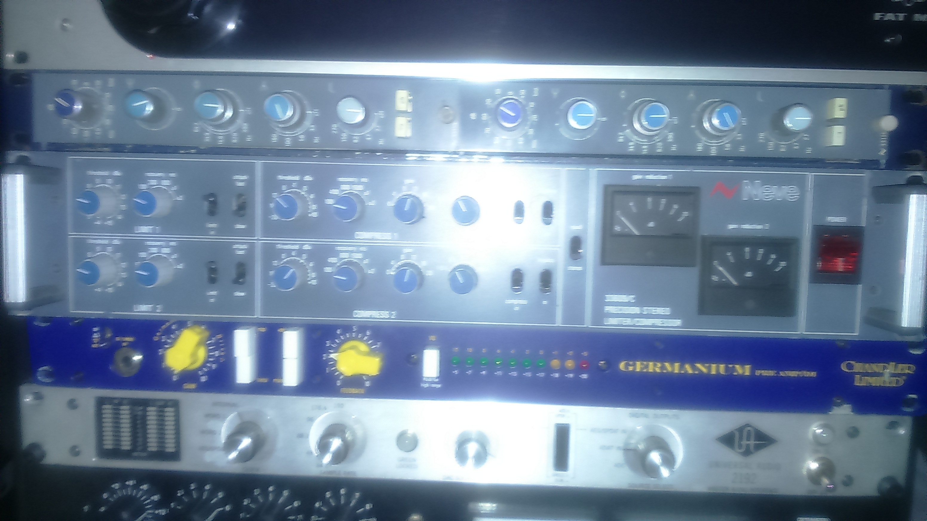 33609c - AMS-Neve 33609c - Audiofanzine
