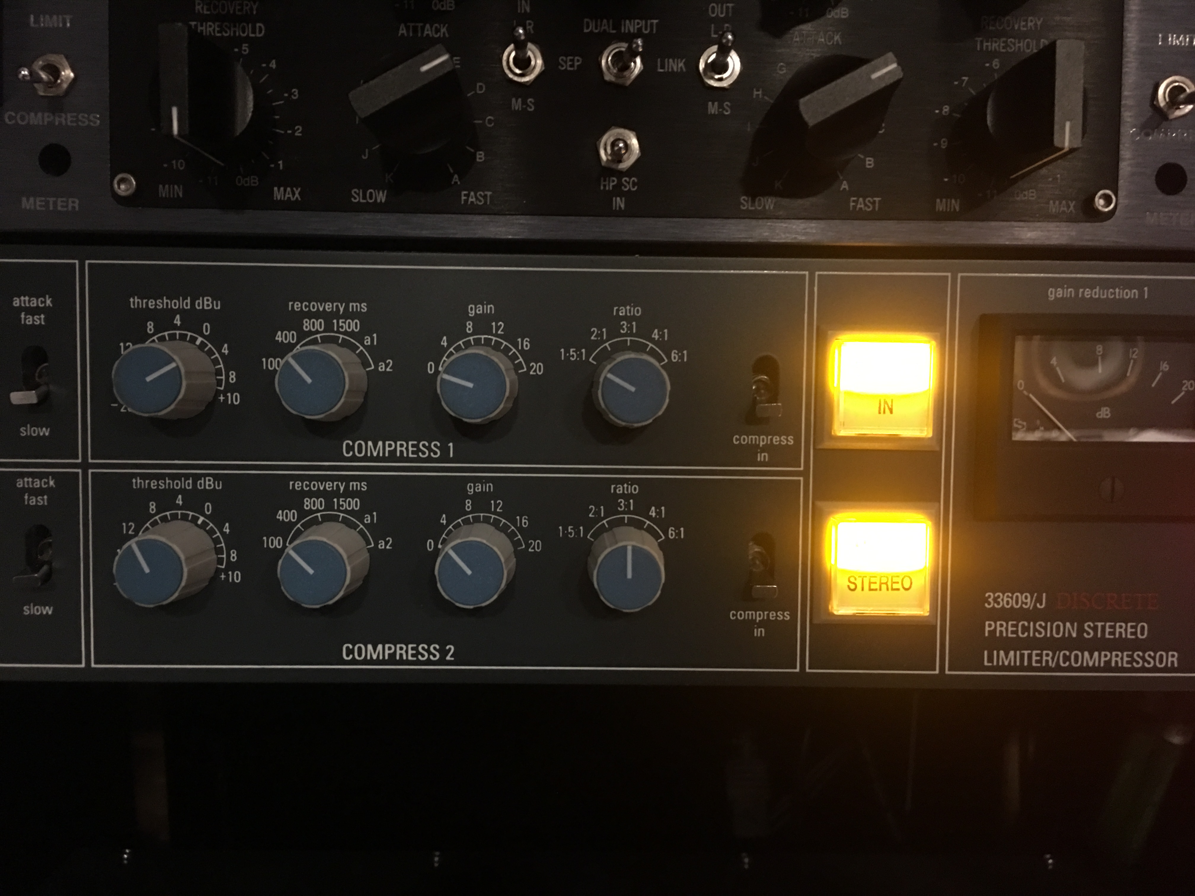 33609JD - AMS-Neve 33609JD - Audiofanzine