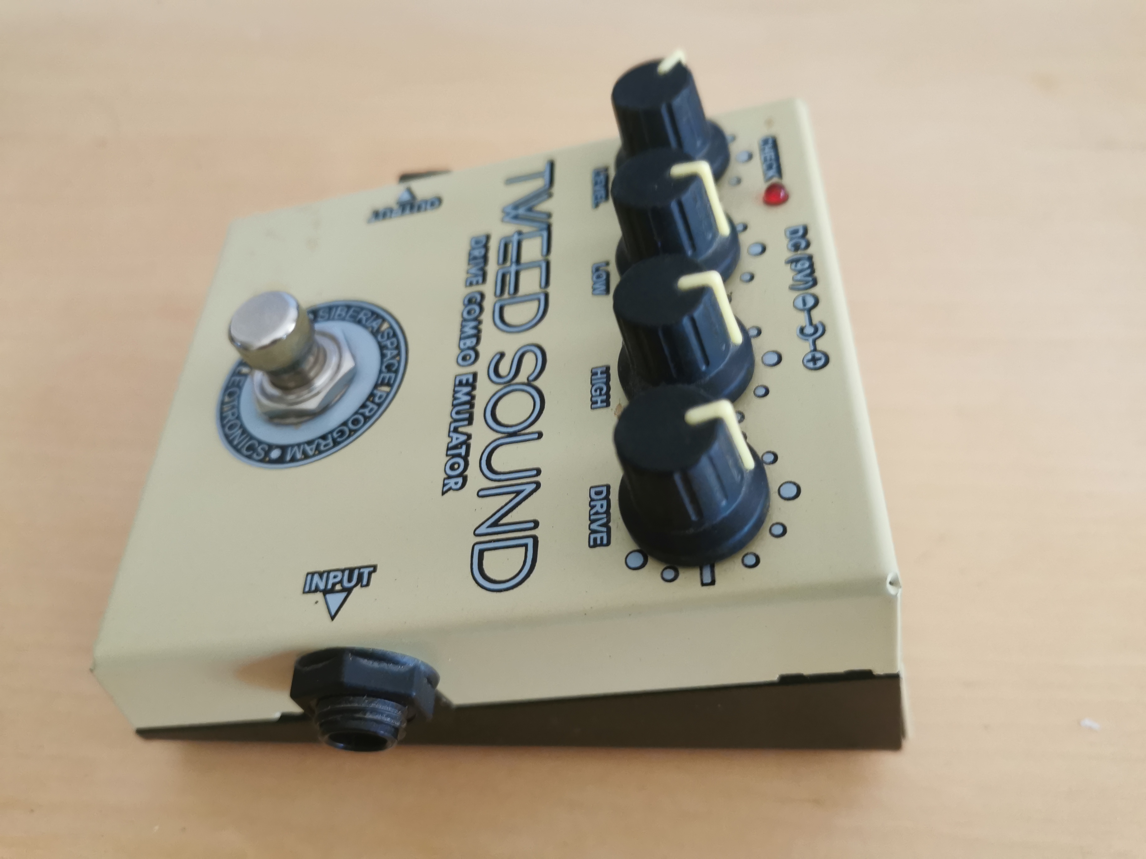 Tweed Sound - Amt Electronics Tweed Sound - Audiofanzine