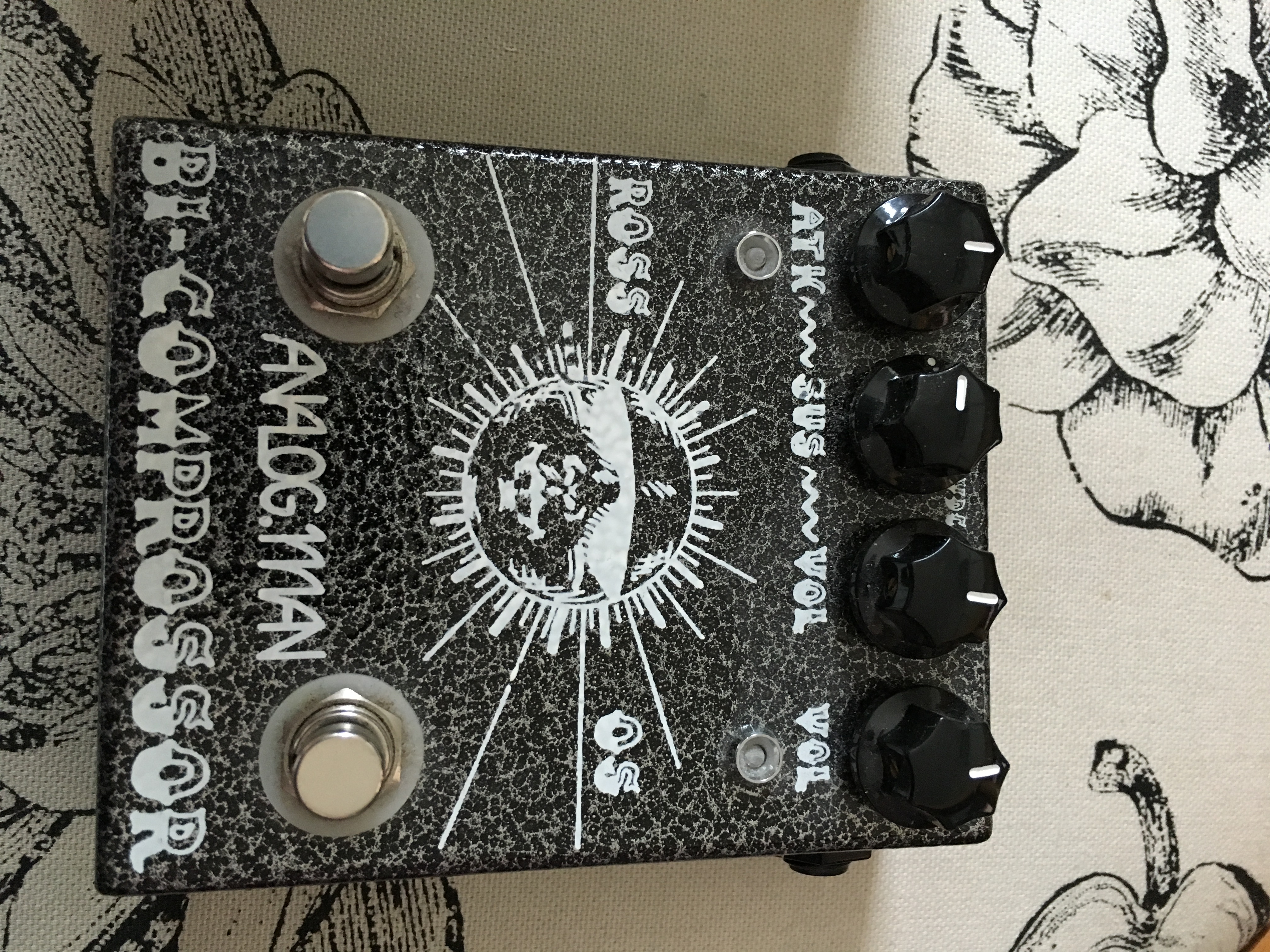 Bi-Comprossor - Analog Man Bi-Comprossor - Audiofanzine