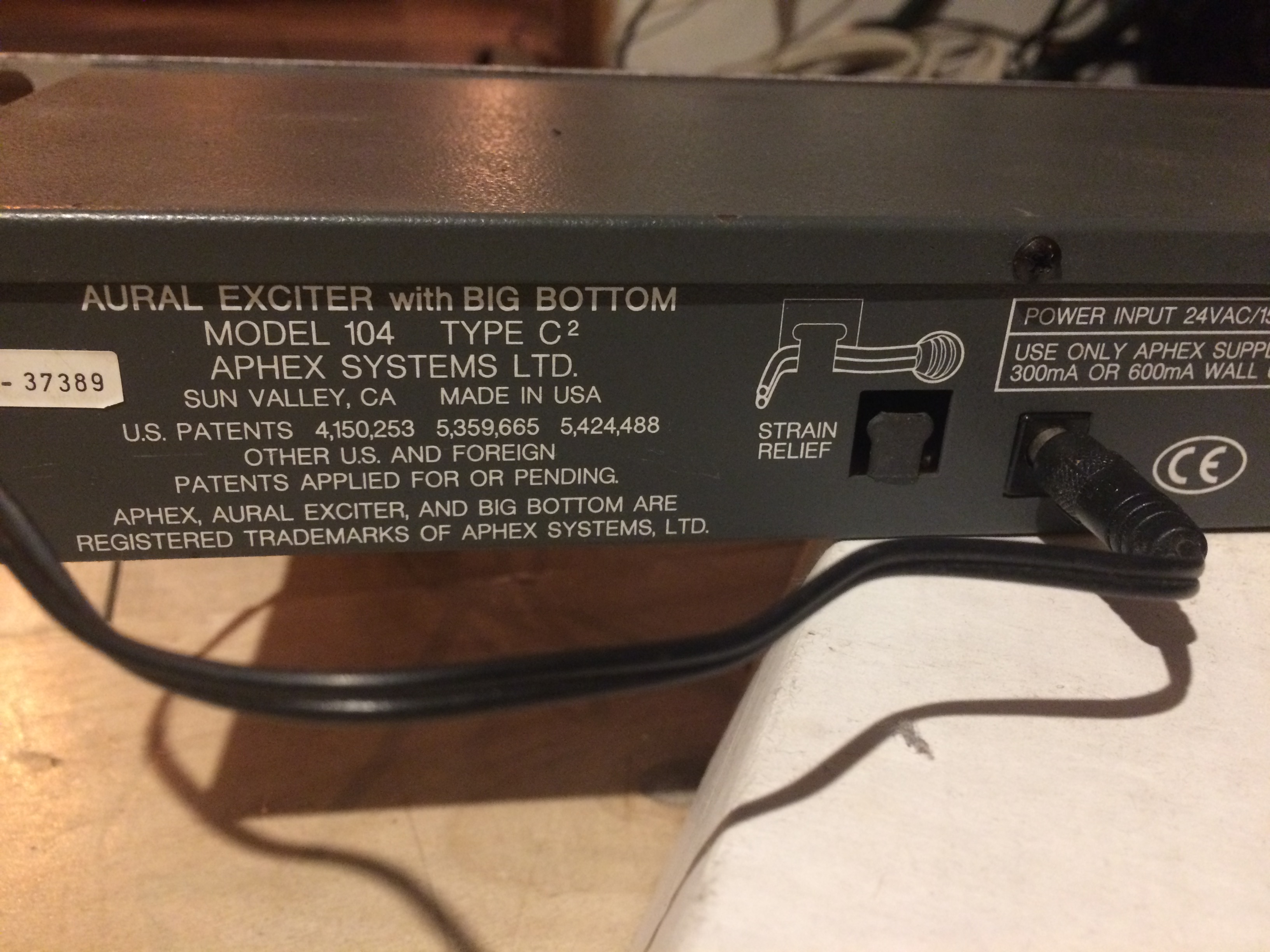 104 Aural Exciter Type C2 - Aphex 104 Aural Exciter Type C2 - Audiofanzine