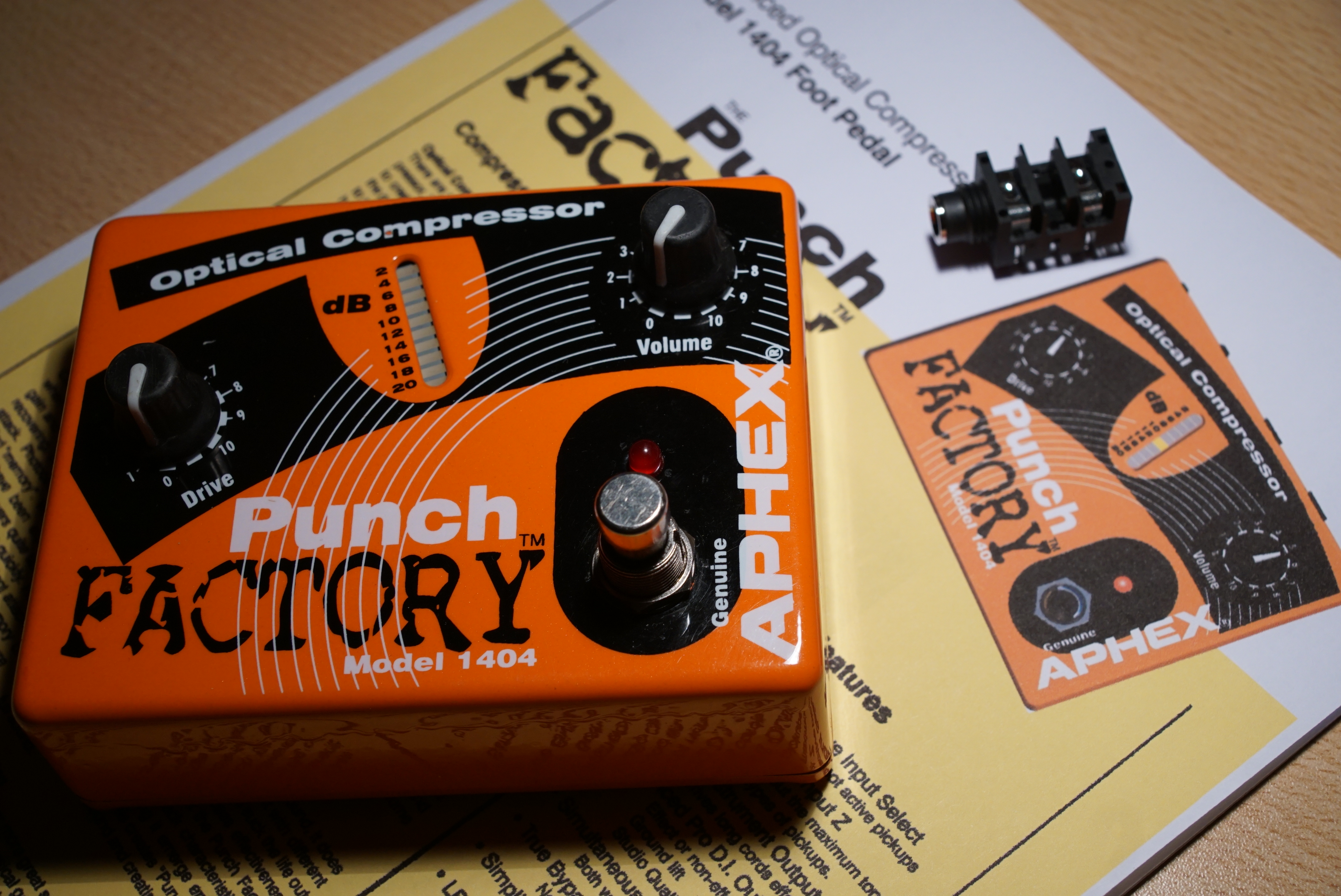 1404 punch factory - Aphex 1404 punch factory - Audiofanzine