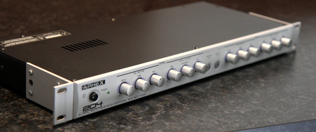 Photo Aphex 204 Aural Exciter and Optical Big Bottom : Aphex 204 aural ...