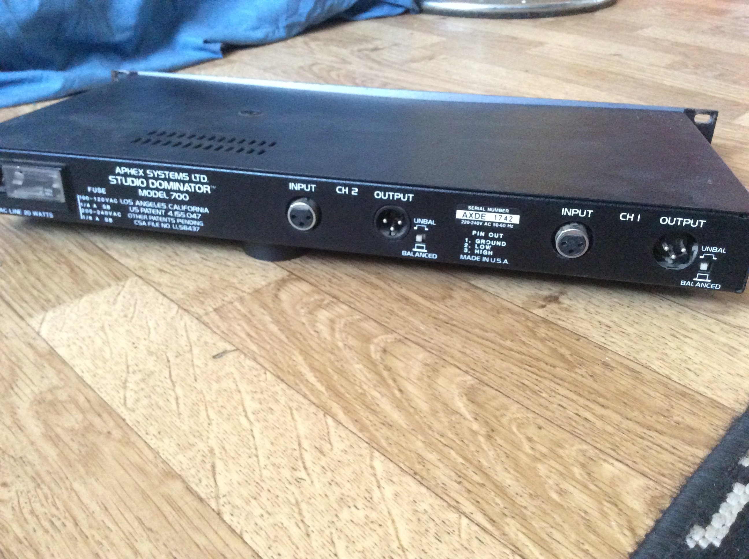 700 Dominator - Aphex 700 Dominator - Audiofanzine