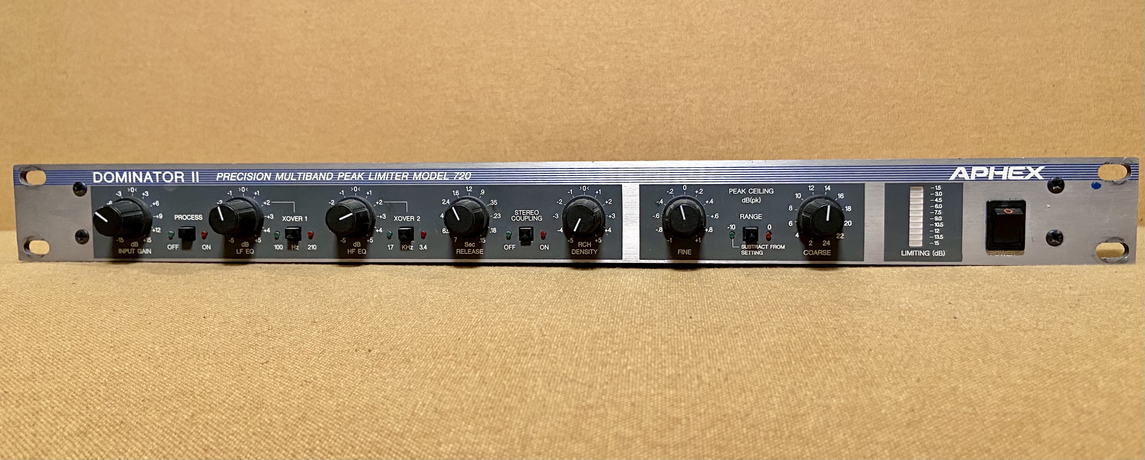 720 Dominator II - Aphex 720 Dominator II - Audiofanzine