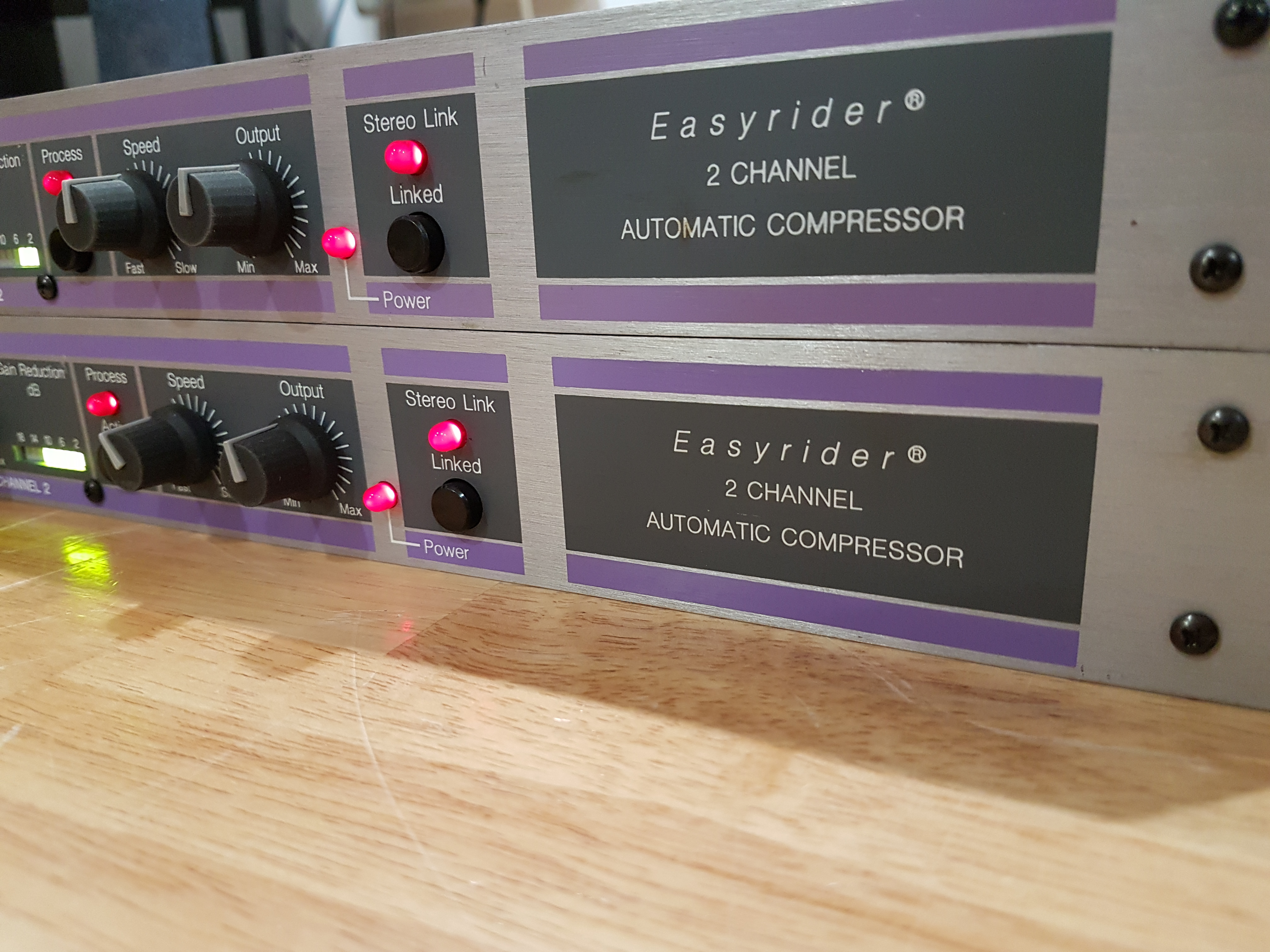 Easy Rider (Model 108) - Aphex Easy Rider (Model 108) - Audiofanzine