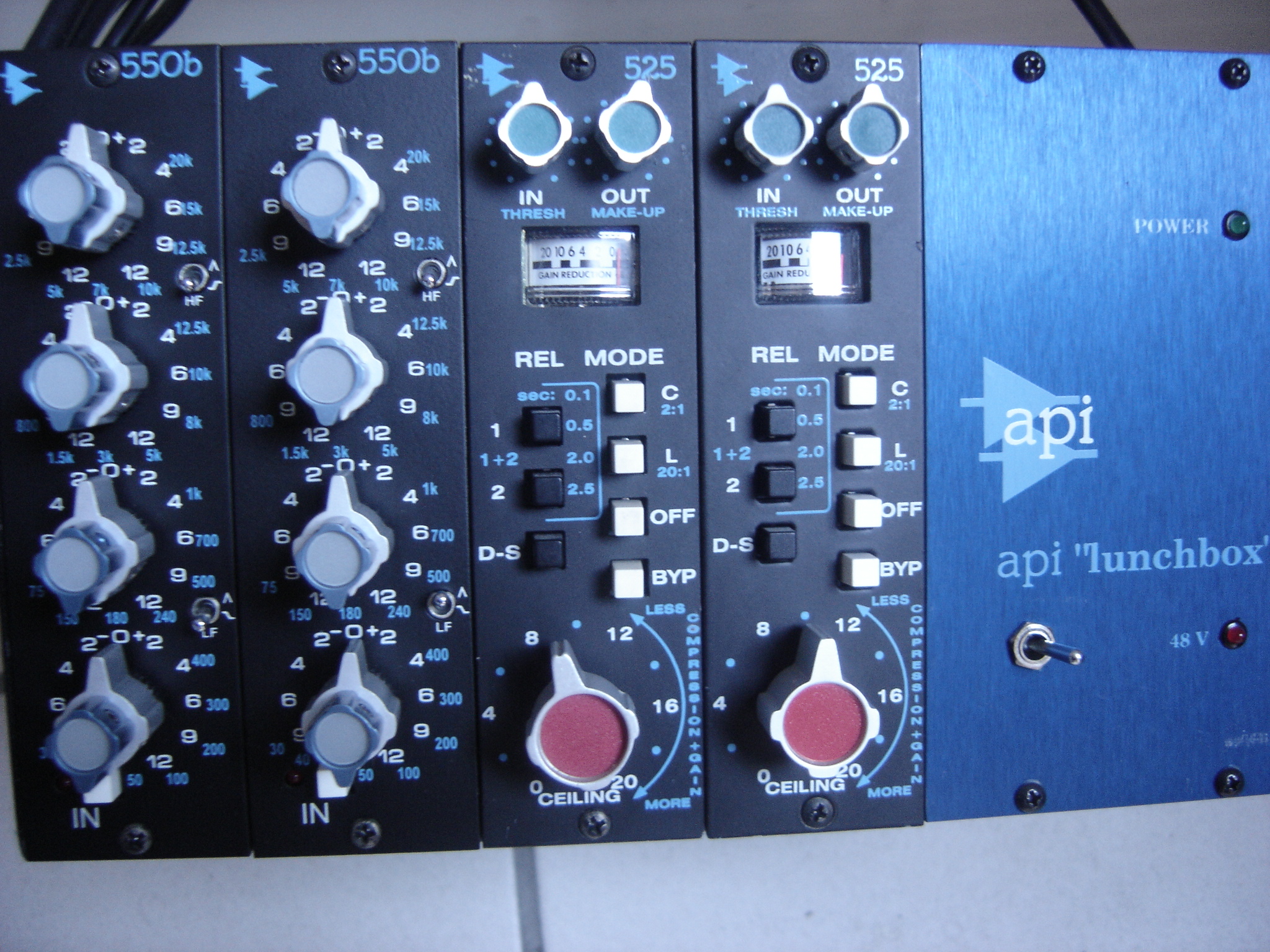 Photo API Audio 525 : API Audio 525 (21015) (#236990) - Audiofanzine