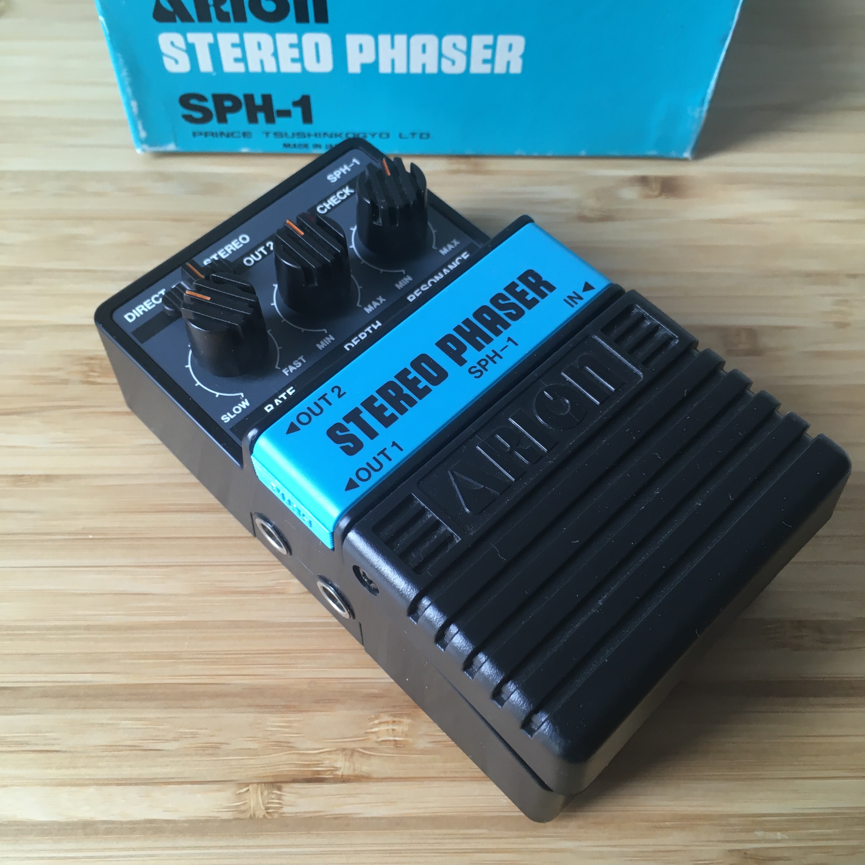 SPH-1 Stereo Phaser - Arion SPH-1 Stereo Phaser - Audiofanzine